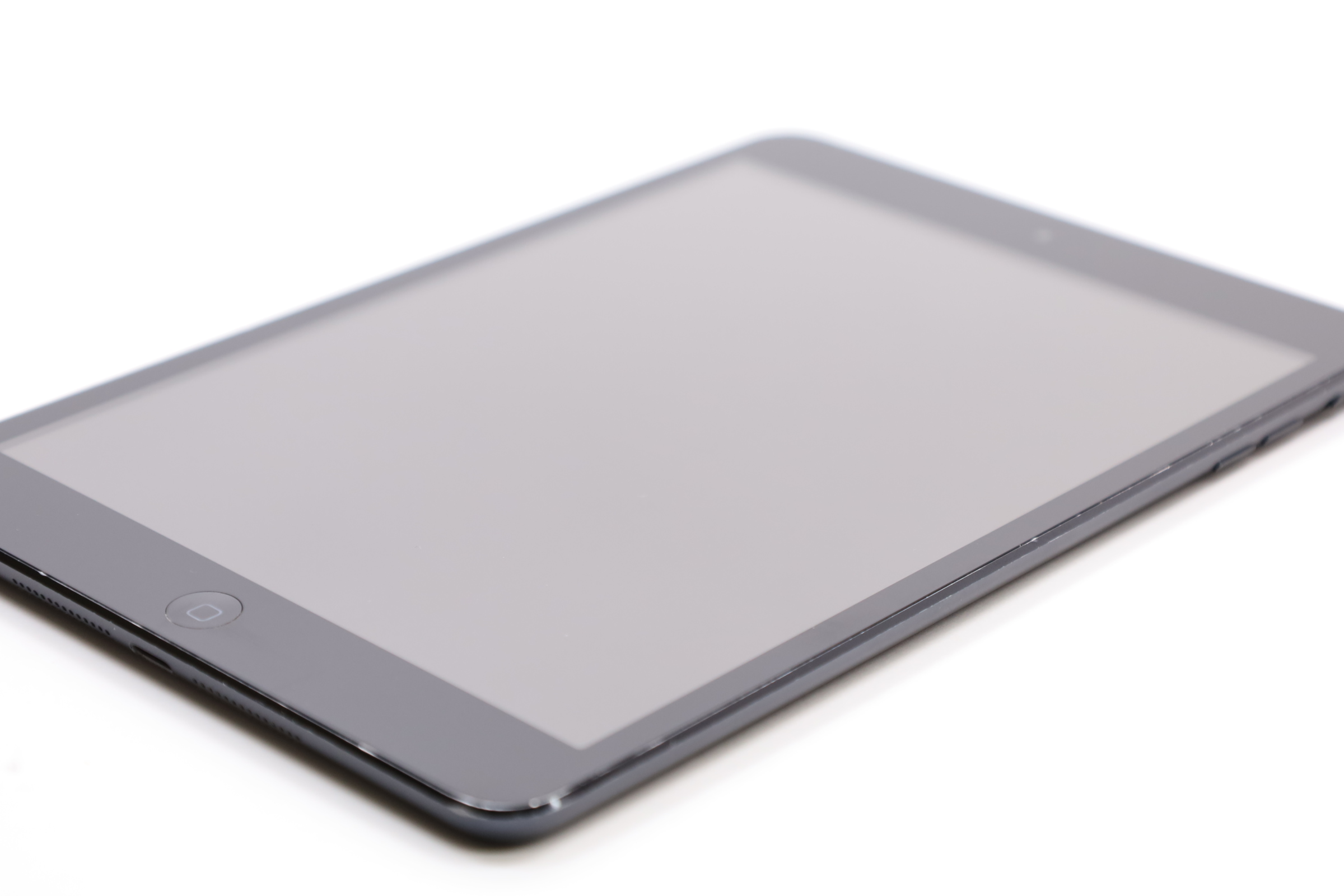 Apple iPad mini 1st Gen MD528LL/A 16GB Wi-Fi 7.9" Tablet - Slate