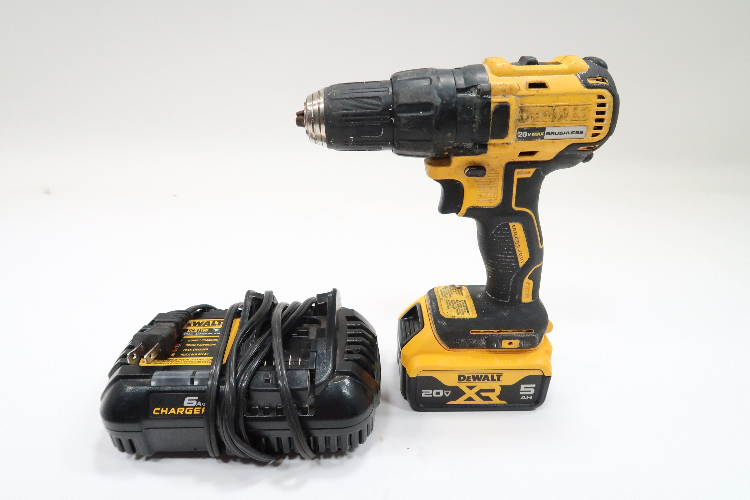 DeWalt DCD777 20V MAX Brushless Cordless 1/2" Drive Compact Drill/Driver 1174