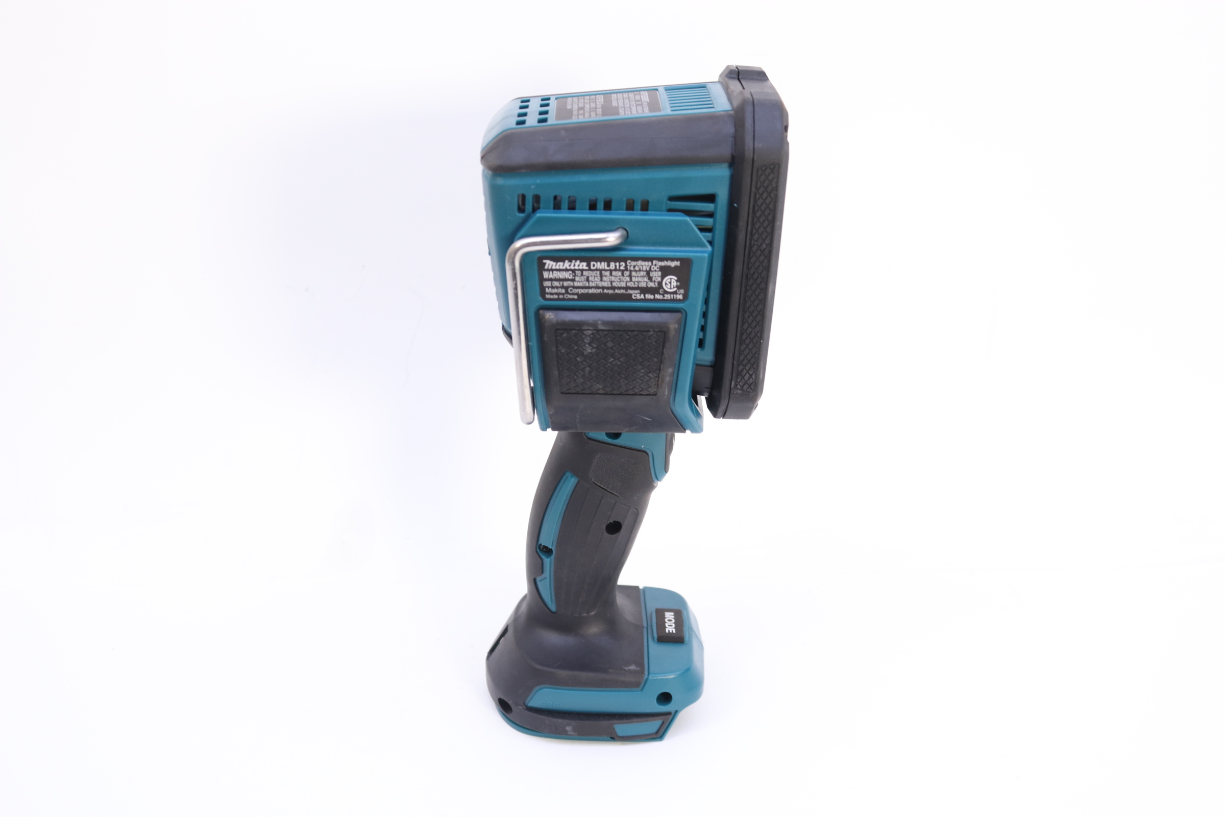 Makita DML812 18V LXT Lithium-Ion Cordless L.E.D. Flashlight