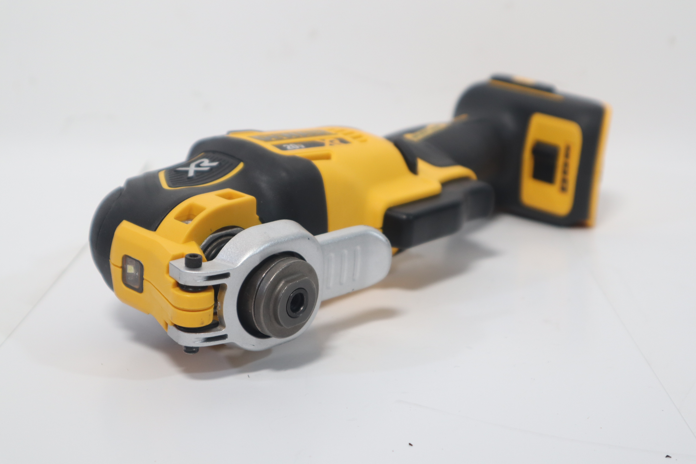 DeWalt DCS356 20V MAX XR Brushless Cordless 3-Speed Oscillating Multi ...