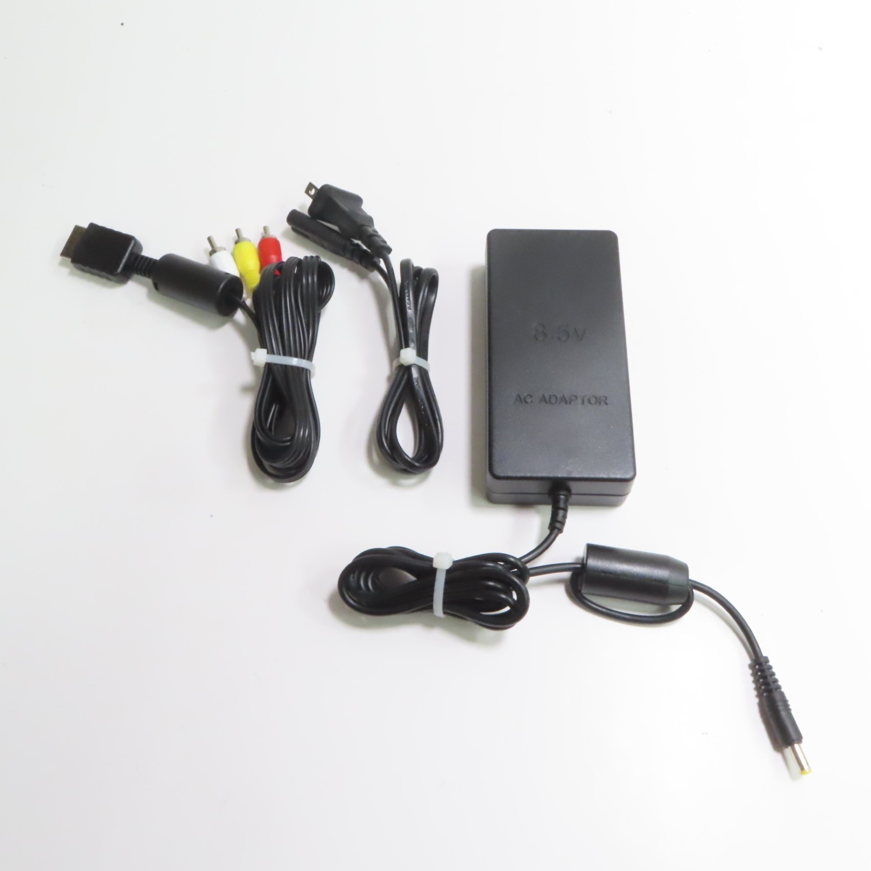 Sony SCPH-70012 PlayStation 2 Slim Video Game Console - Black (0242)