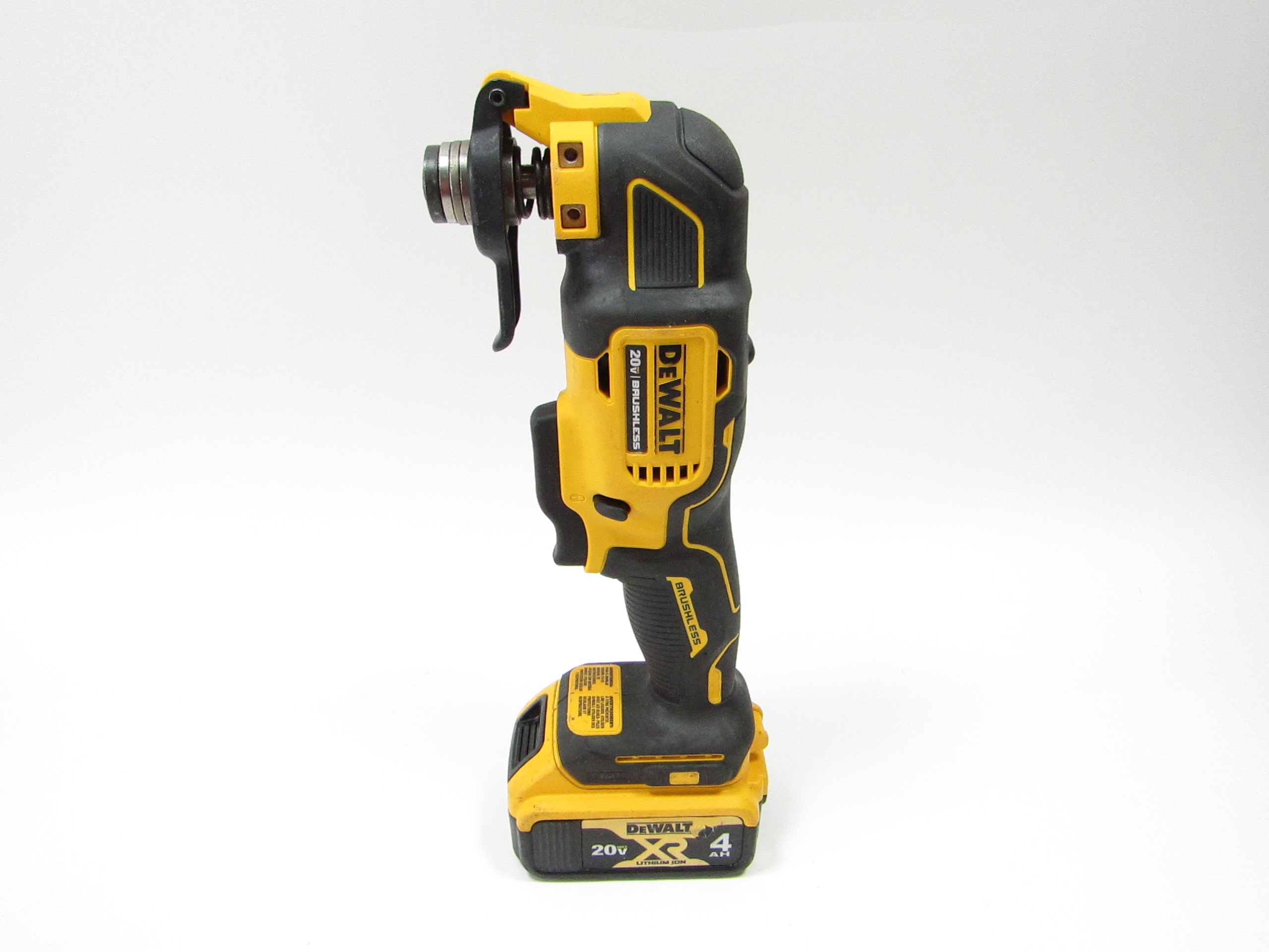 DeWALT DCS354 ATOMIC 20-Volt MAX Cordless Brushless Oscillating Multi ...