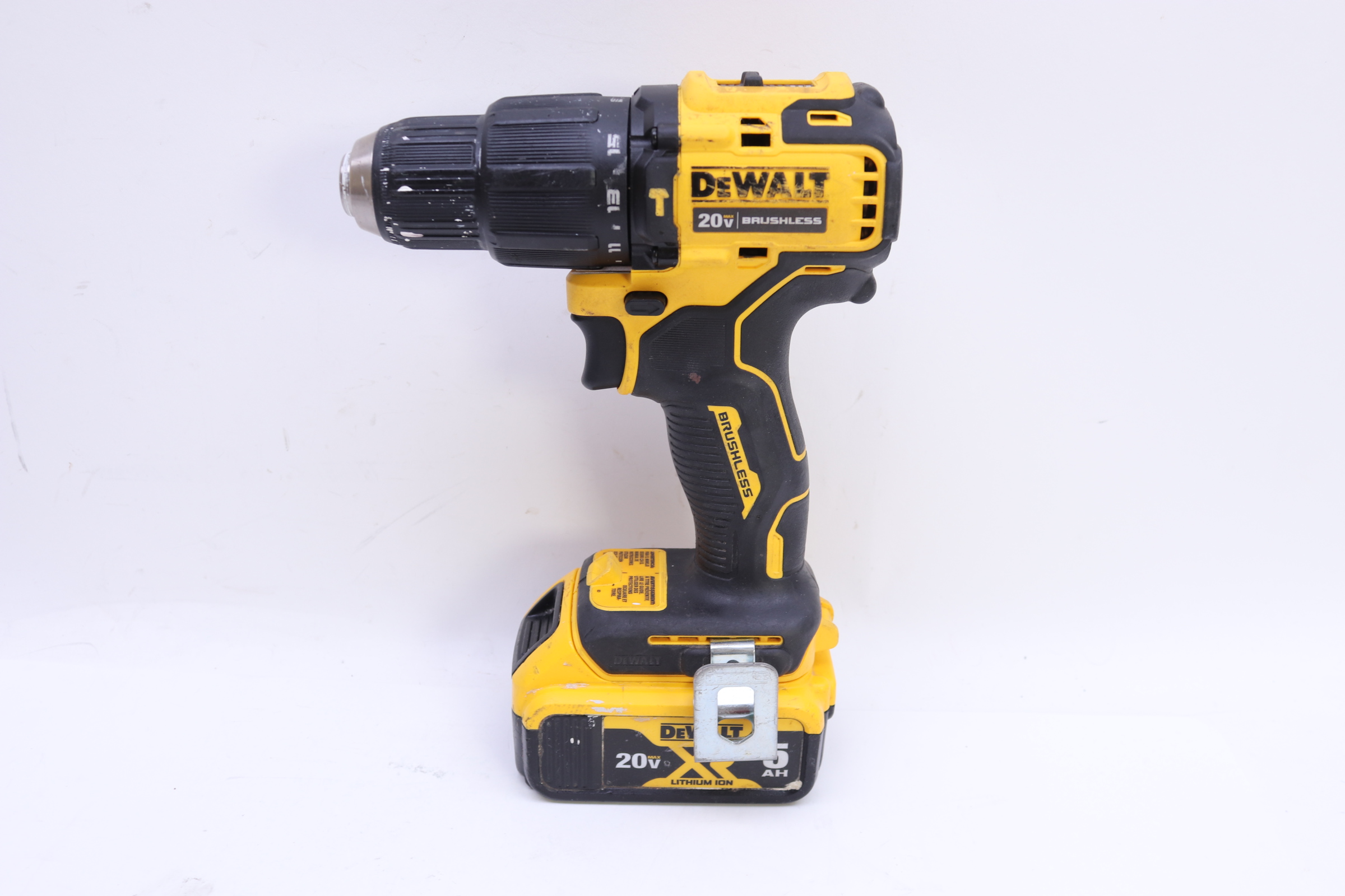 DEWALT DCD709 20-Volt MAX Li-Ion Cordless Brushless Compact 1/2" Hammer ...