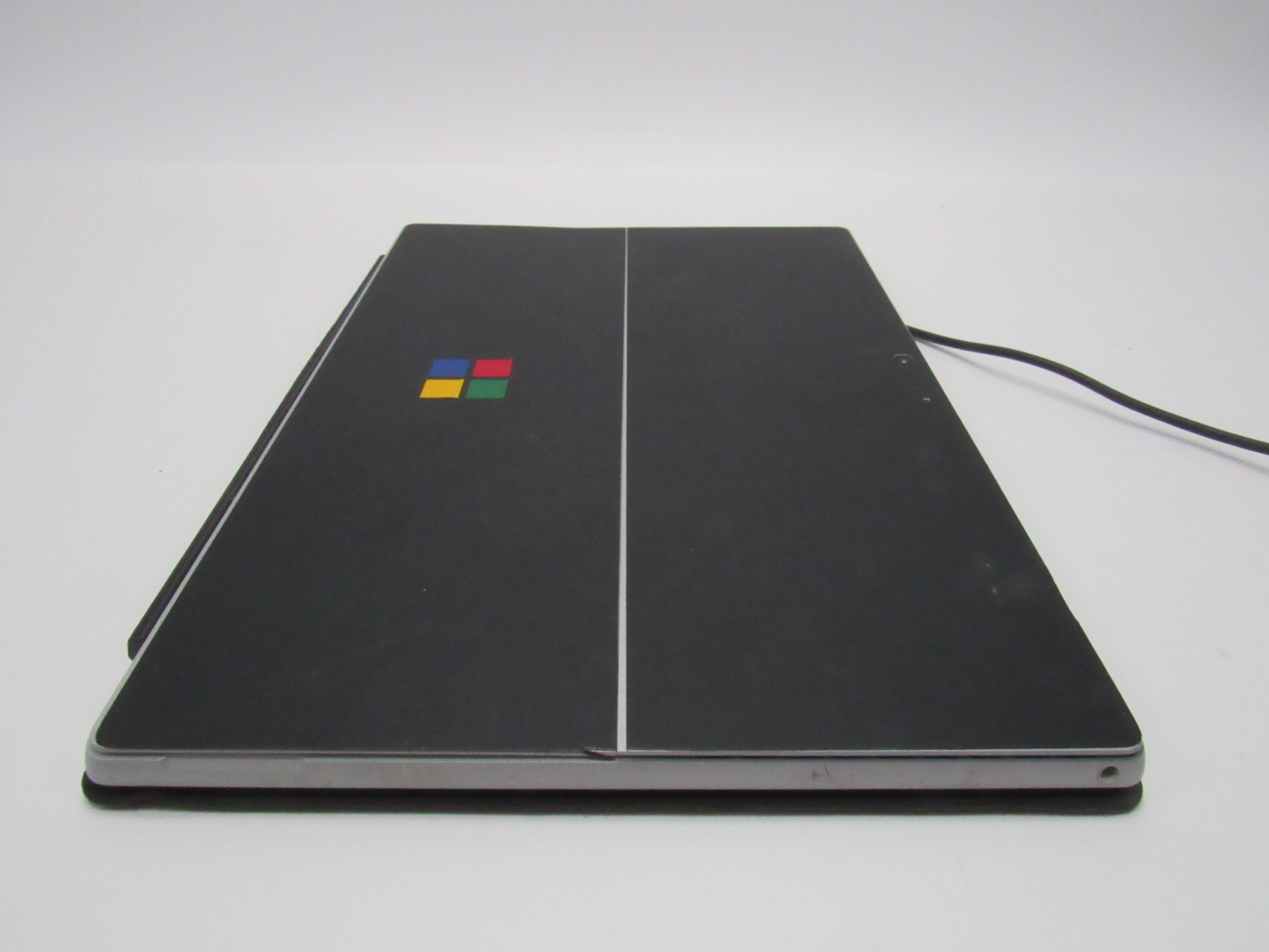 Microsoft 1866 Surface Pro 7 Intel i5-1035G4 1.10GHz 128GB SSD 8 GB RAM 12.3"