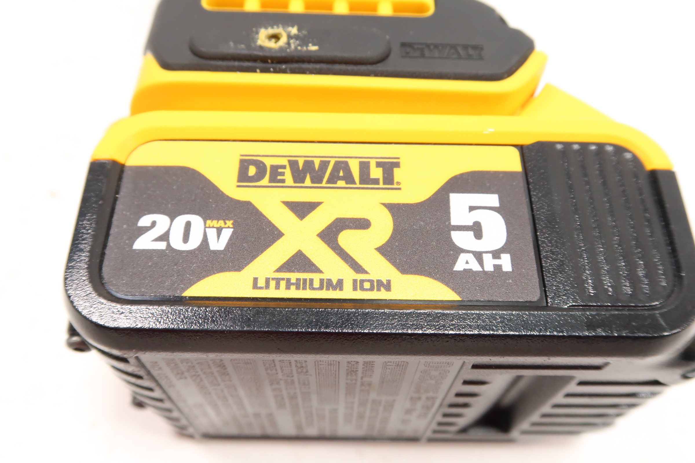 DeWalt DCF900 20V Lithium-ion 1/2'' Drive Brushless 3-Speed Impact Wrench