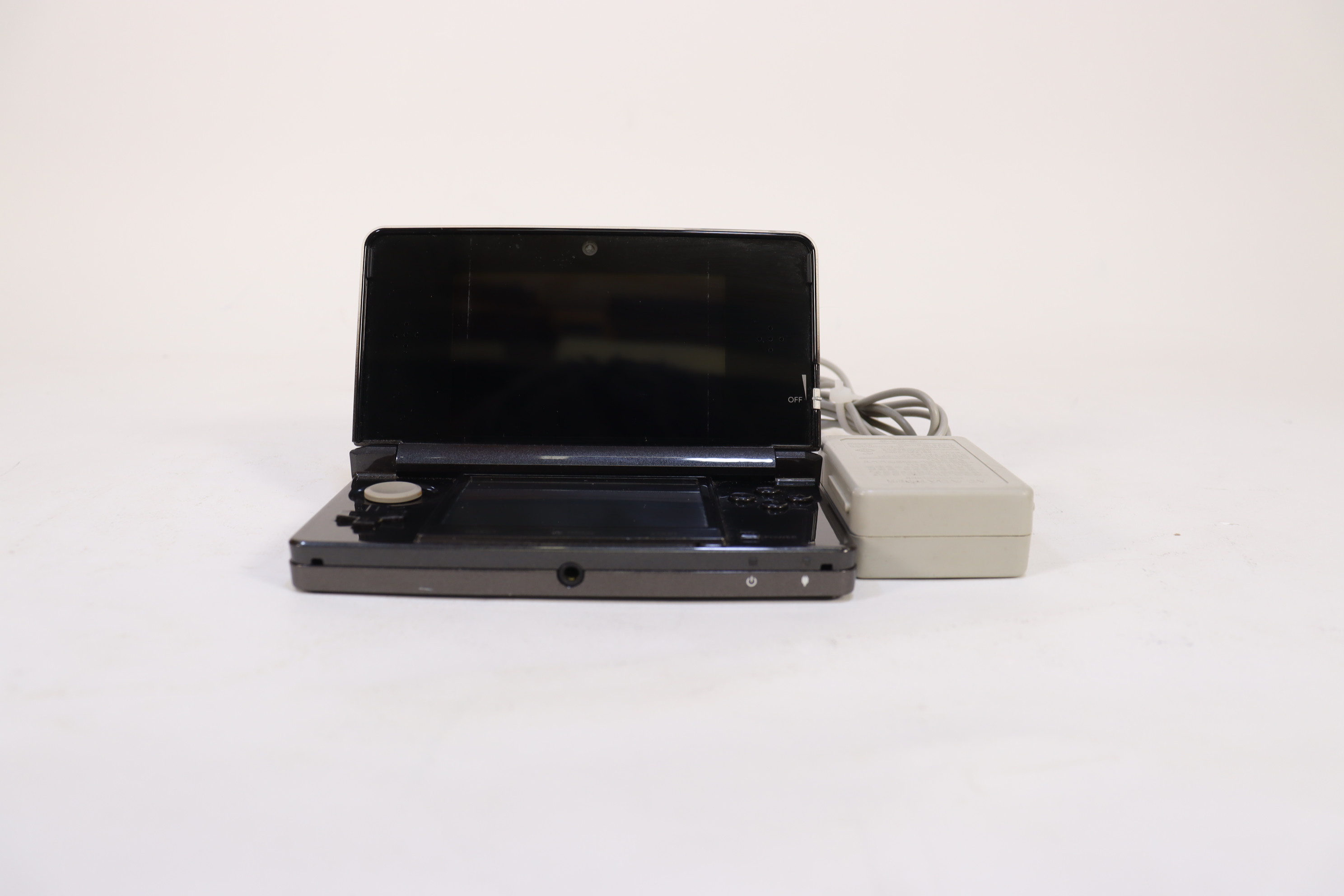 Nintendo CTR-001 3DS Dual Screen Handheld Portable System 0807