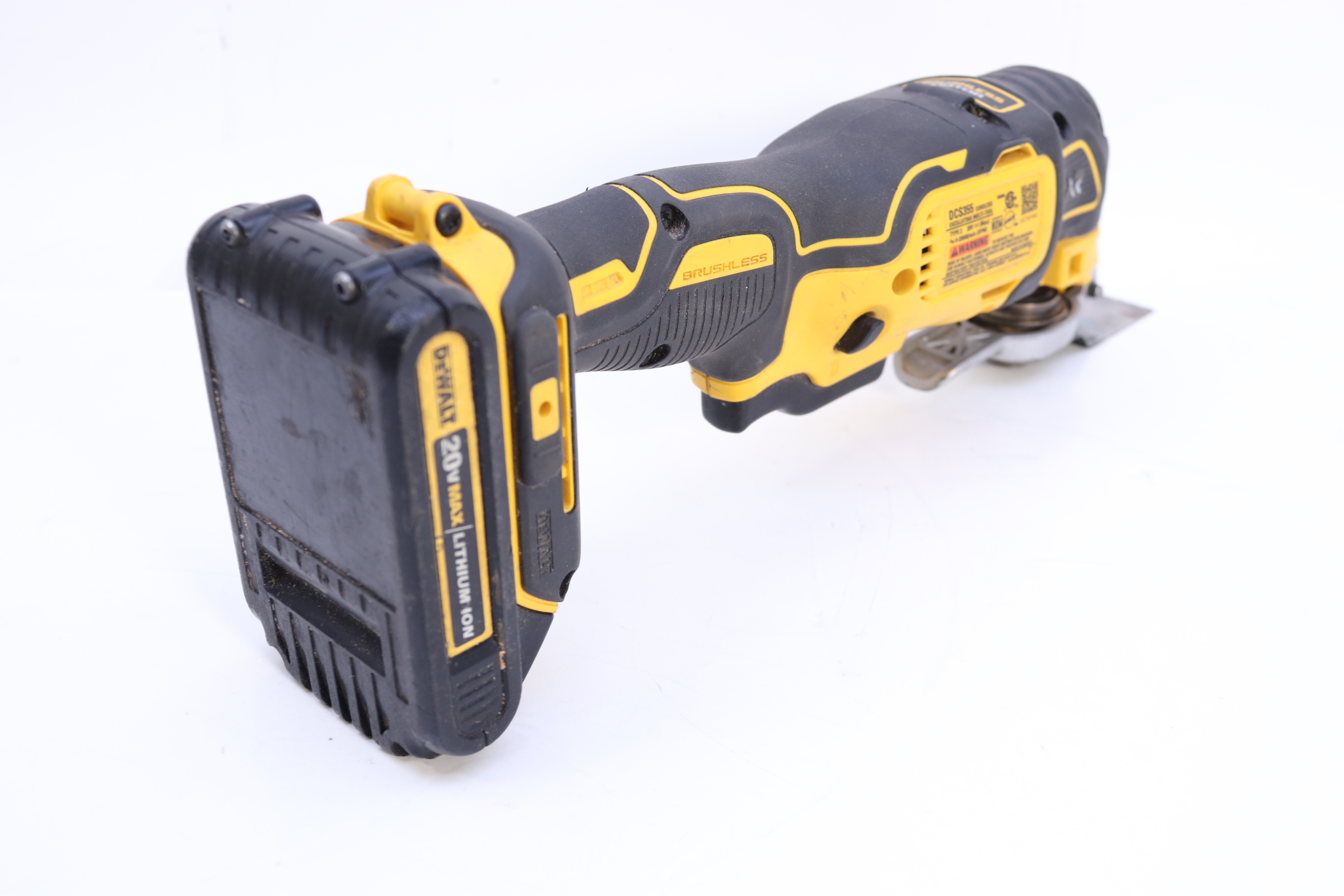 DeWalt DCS355 20V MAX XR Lithium Ion Cordless Oscillating Tool