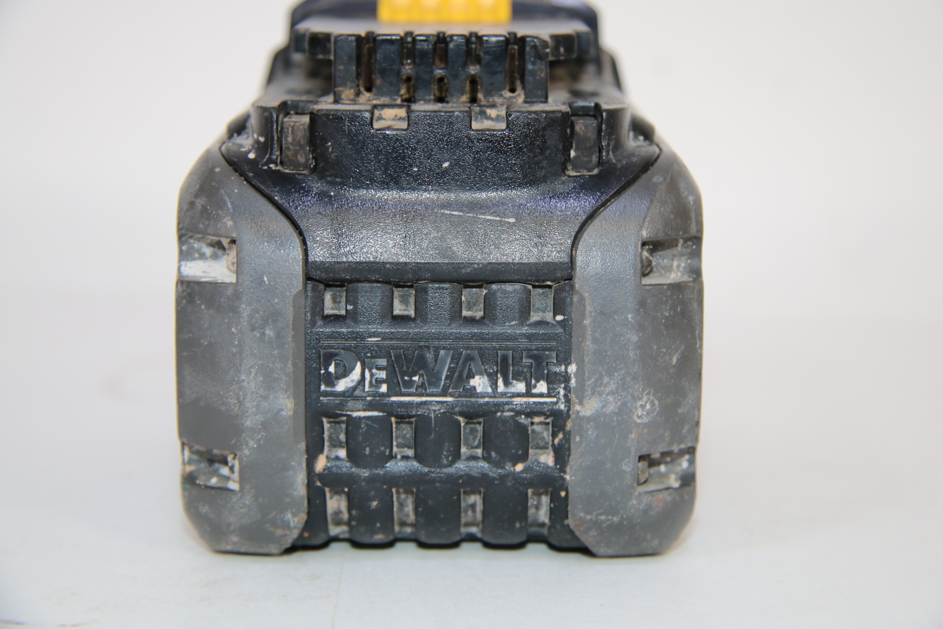 DeWalt FLEXVOLT 20/60V MAX Battery Pack 6.0AH DCB606