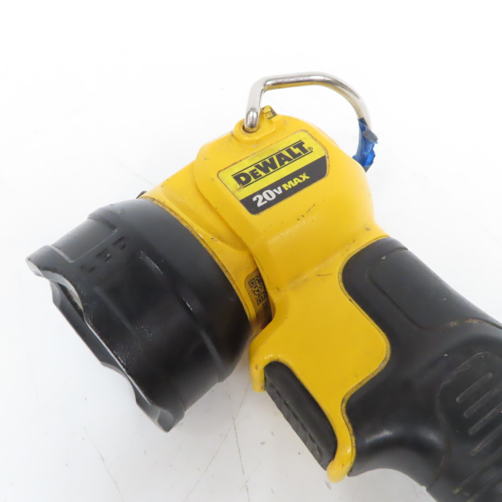 DeWalt DCL040 MAX 20V LED Cordless Handheld Work Flashlight Kit