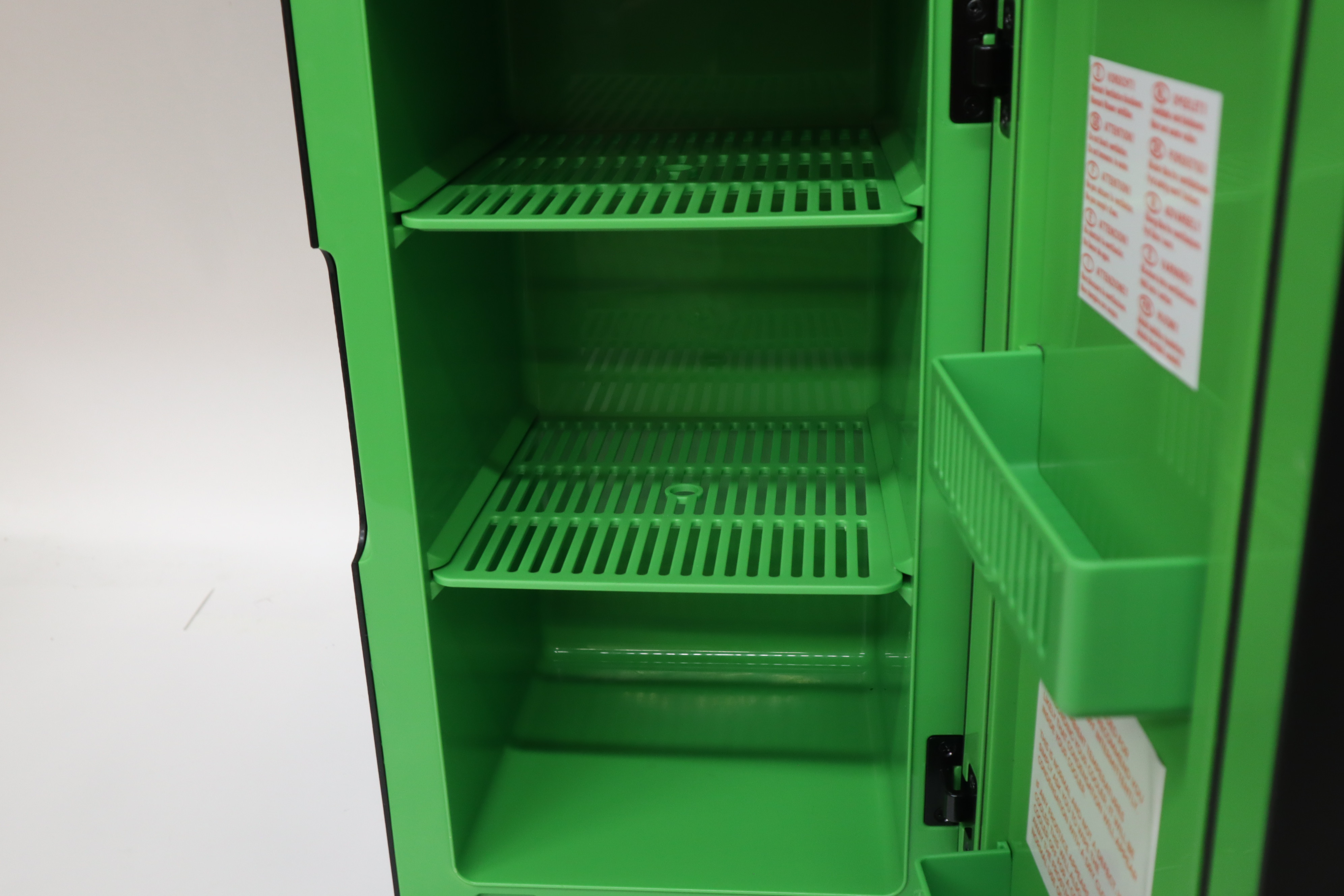 Microsoft Xbox Series X 17315 Collectible Mini Fridge Black 5067