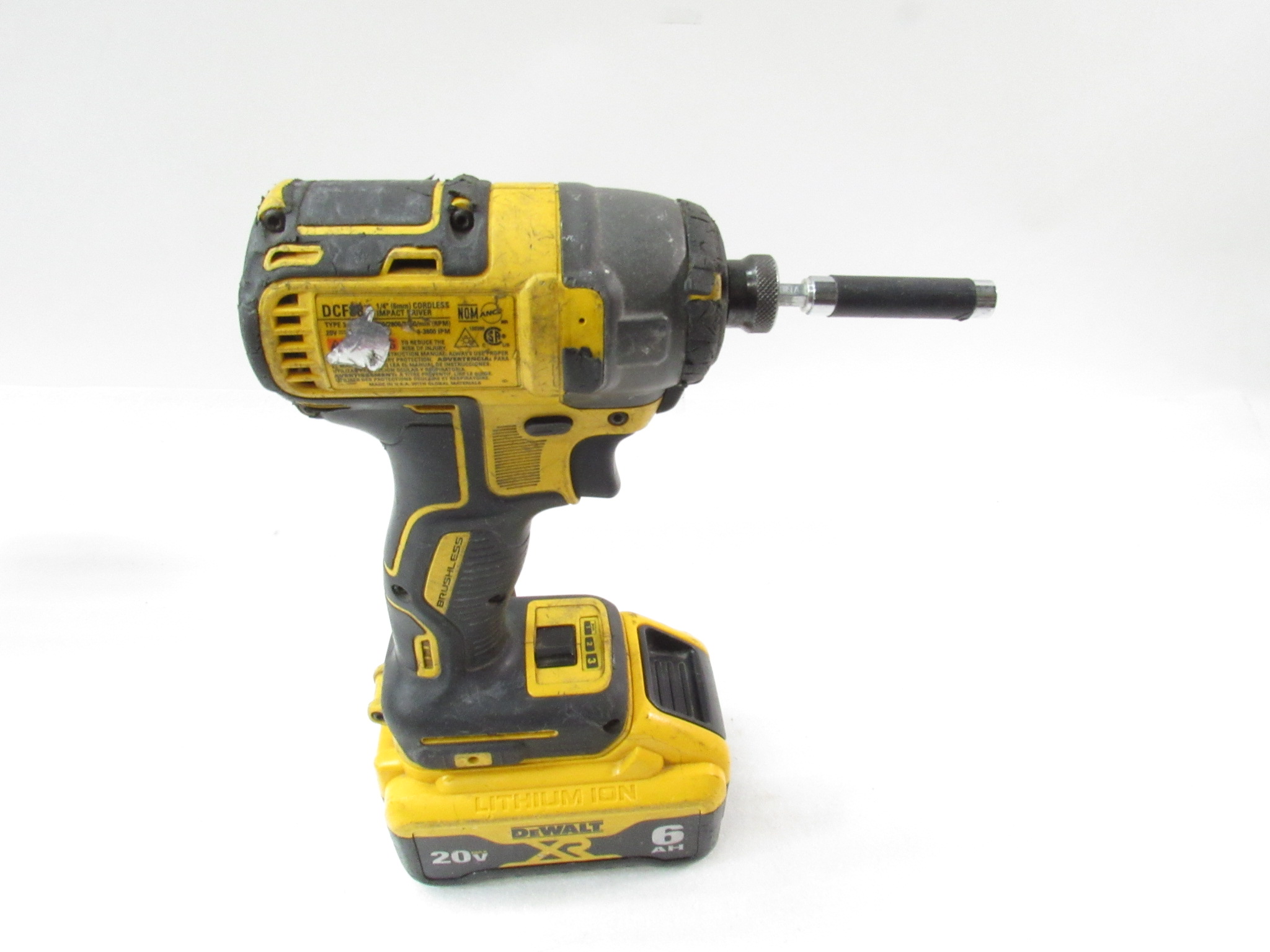 DeWalt DCF887 20-Volt MAX XR Cordless Brushless 3-Speed 1/4 in. Impact ...