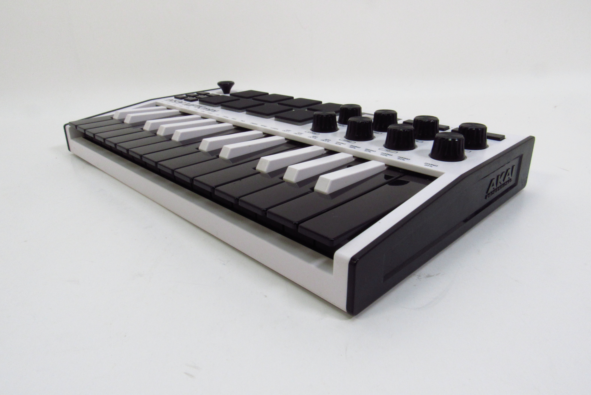 AKAI Professional MPK Mini MK III 25-Key USB Mini Keyboard Controller