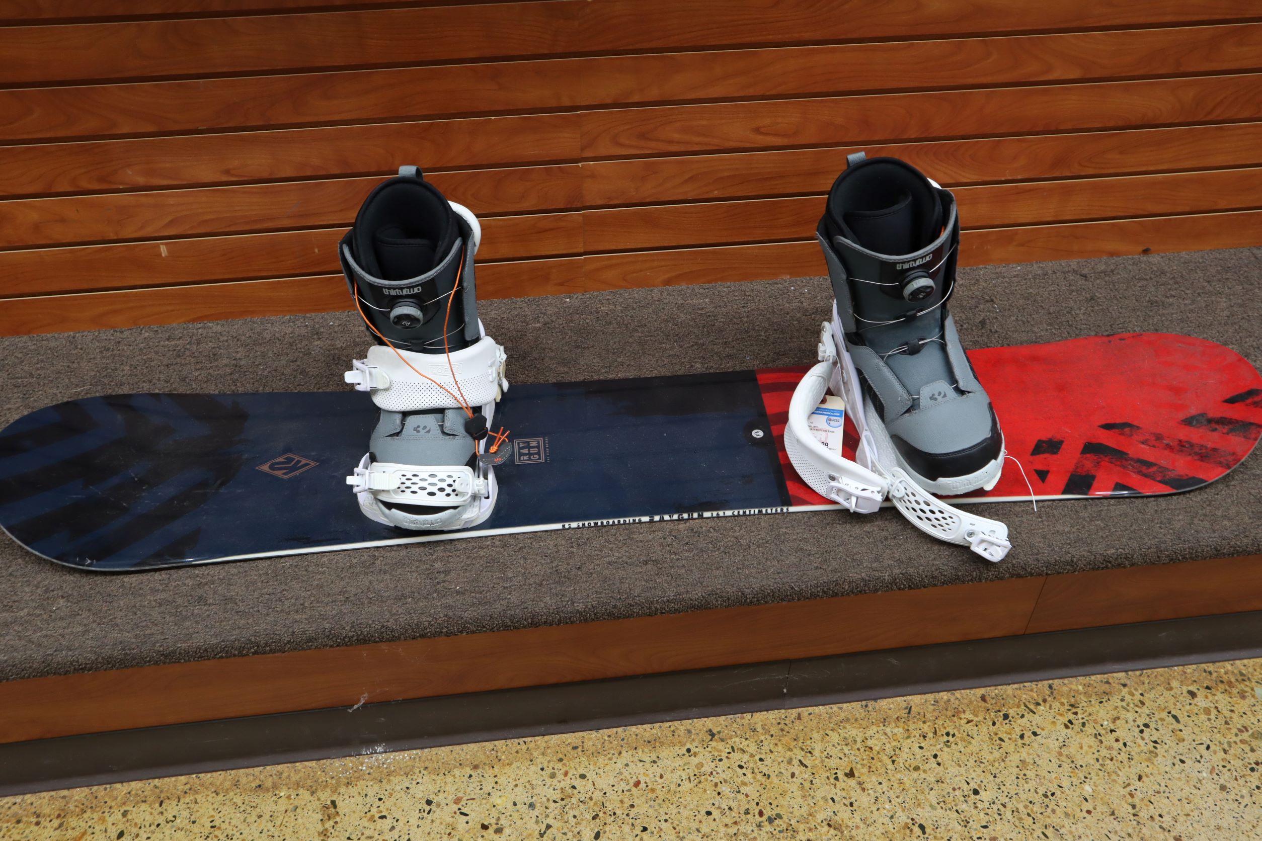 K2 Raygun Snowboard 2017 Directional Twin Shape Local Pickup Only