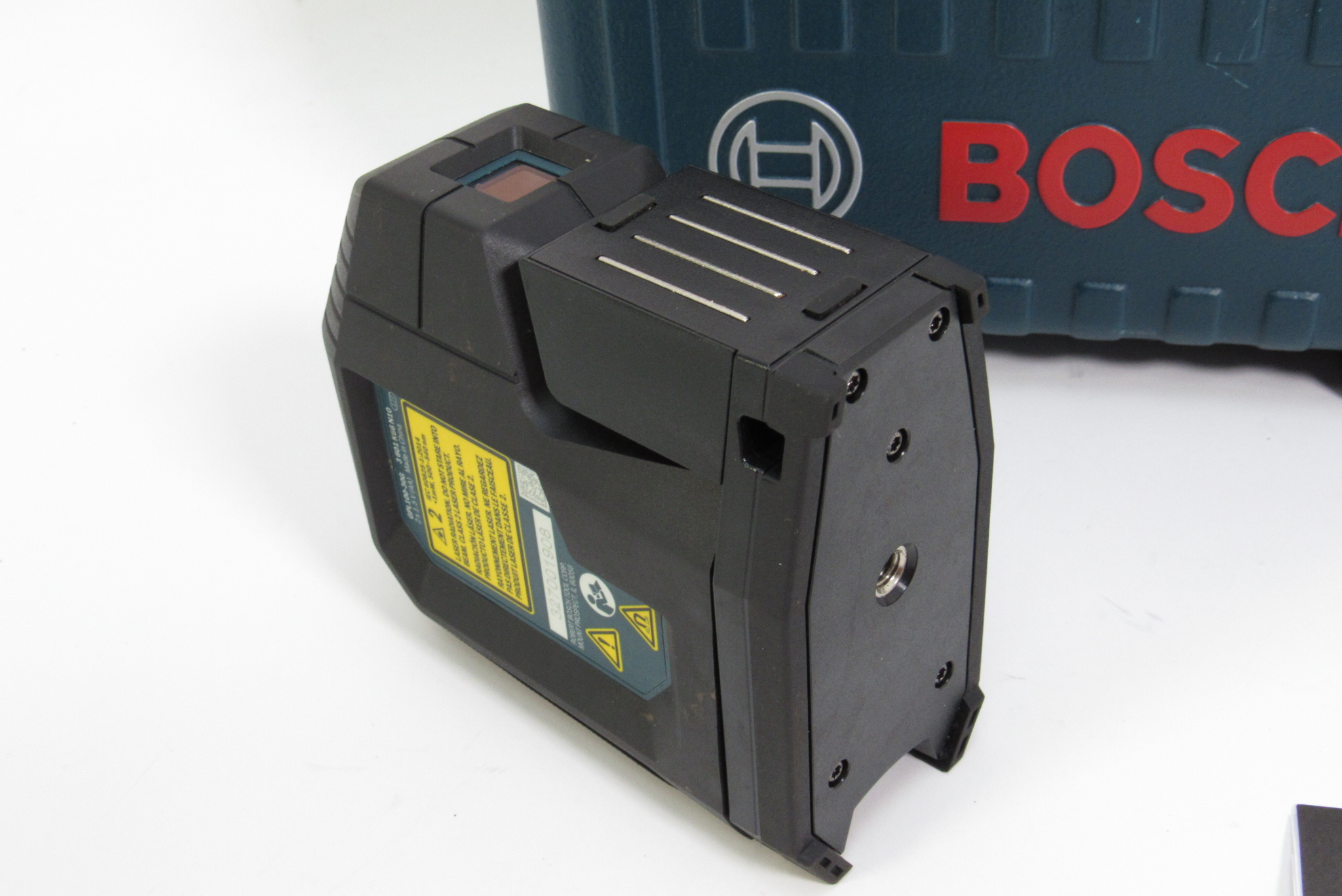 Bosch GPL100-30G 125-ft Green 3-Point Self-Leveling Laser Level