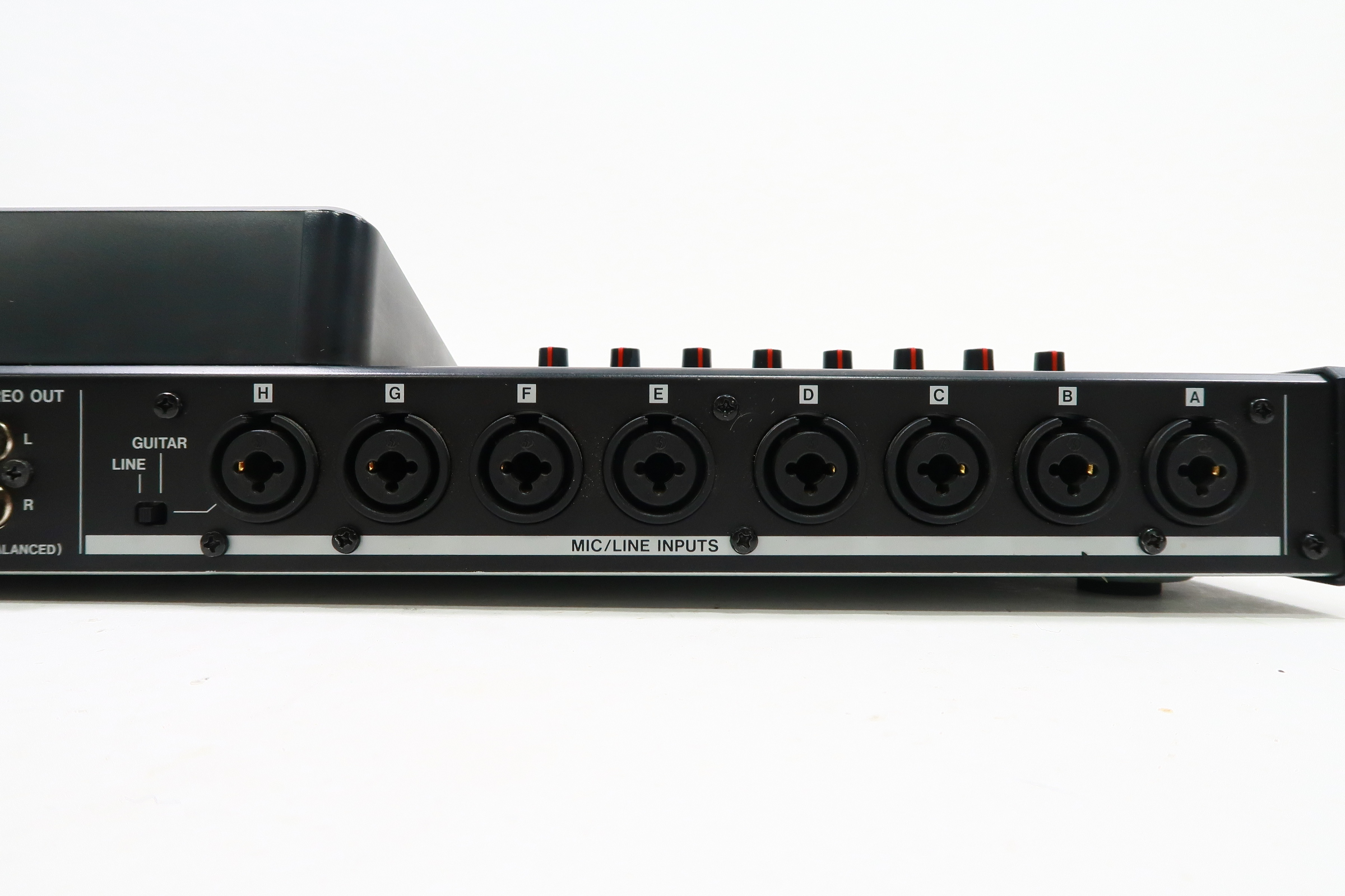 TASCAM DP-32SD Digital Portastudio Recording System