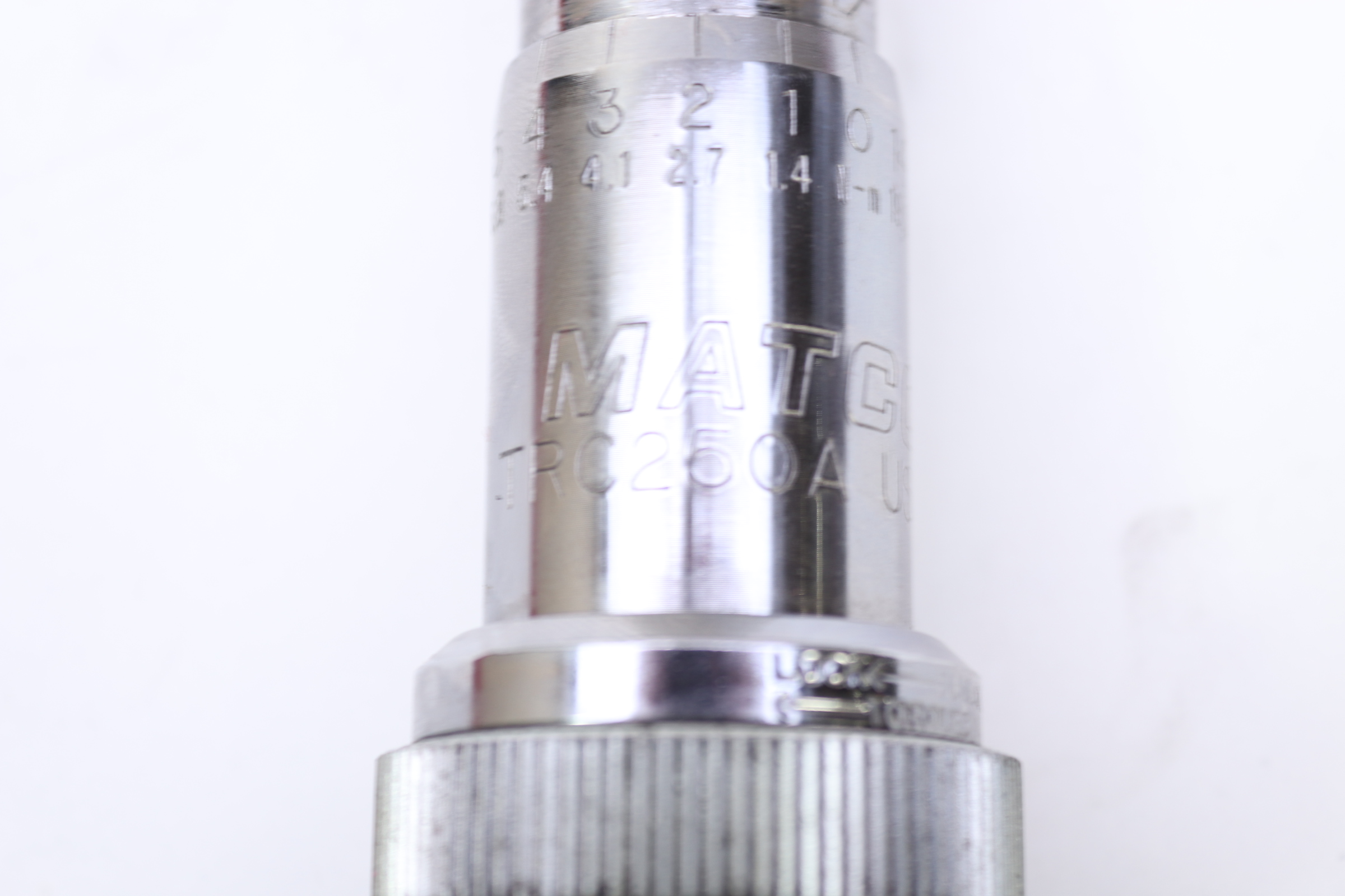 Matco TRC250A 1/2" Drive Fixed 25-250 Ft. Lbs. Torque Wrench