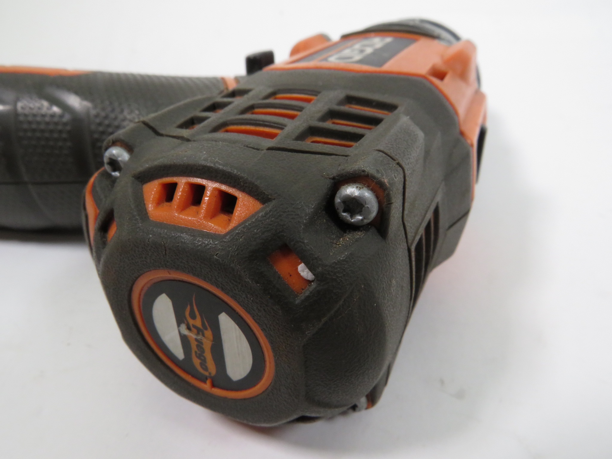 Ridgid R82009 12V 3/8" Cordless Drill Set