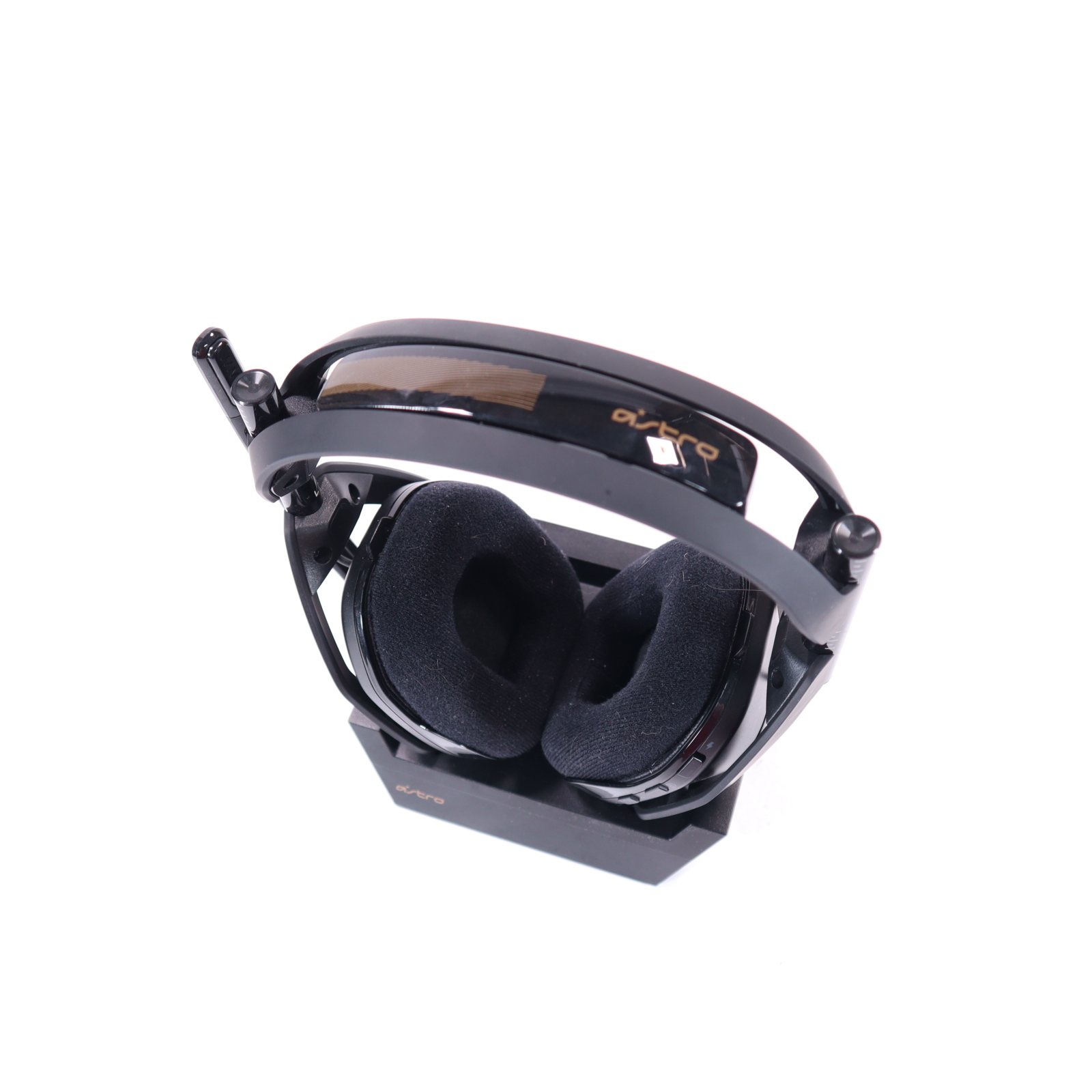 Astro Gaming A50 Gen 4 Dolby Audio Lithium-Ion Wireless Gaming Headset