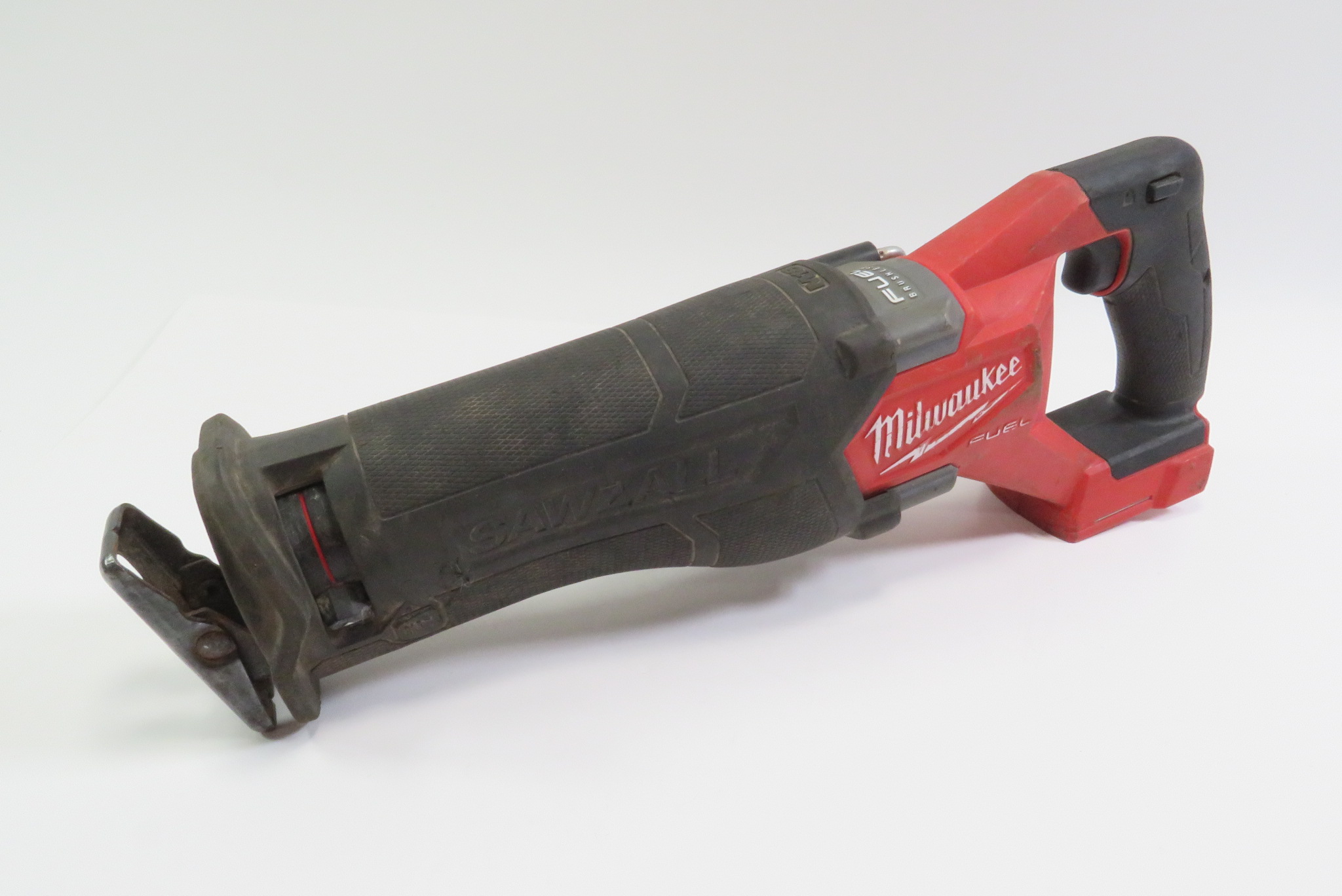 Milwaukee 2821-20 M18 FUEL GEN-2 18V Brushless SAWZALL Reciprocating ...