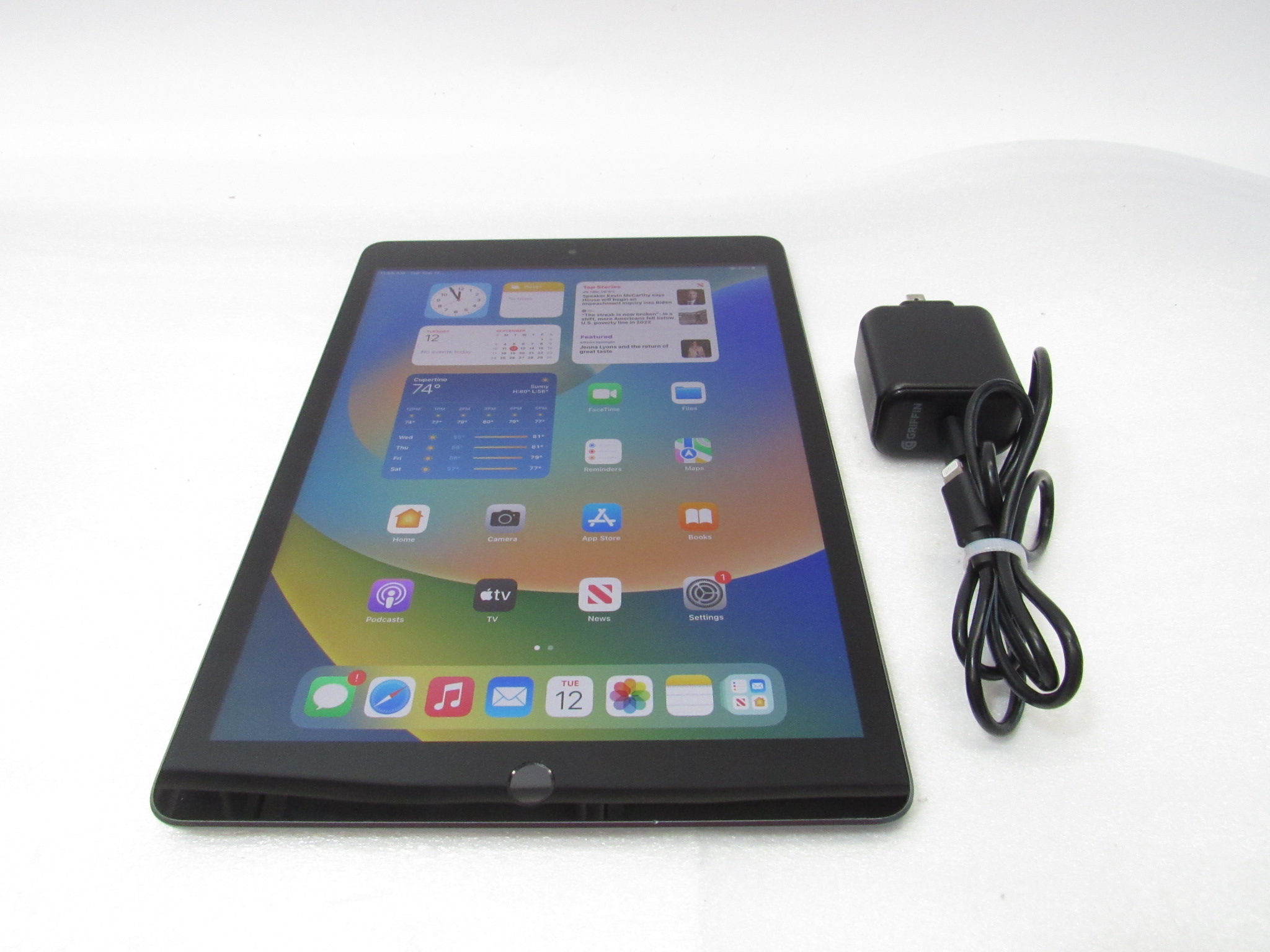 Apple iPad MK2K3LL/A A2602 10.2" 9th Gen (Wi-Fi Only) 64GB Storage Tablet