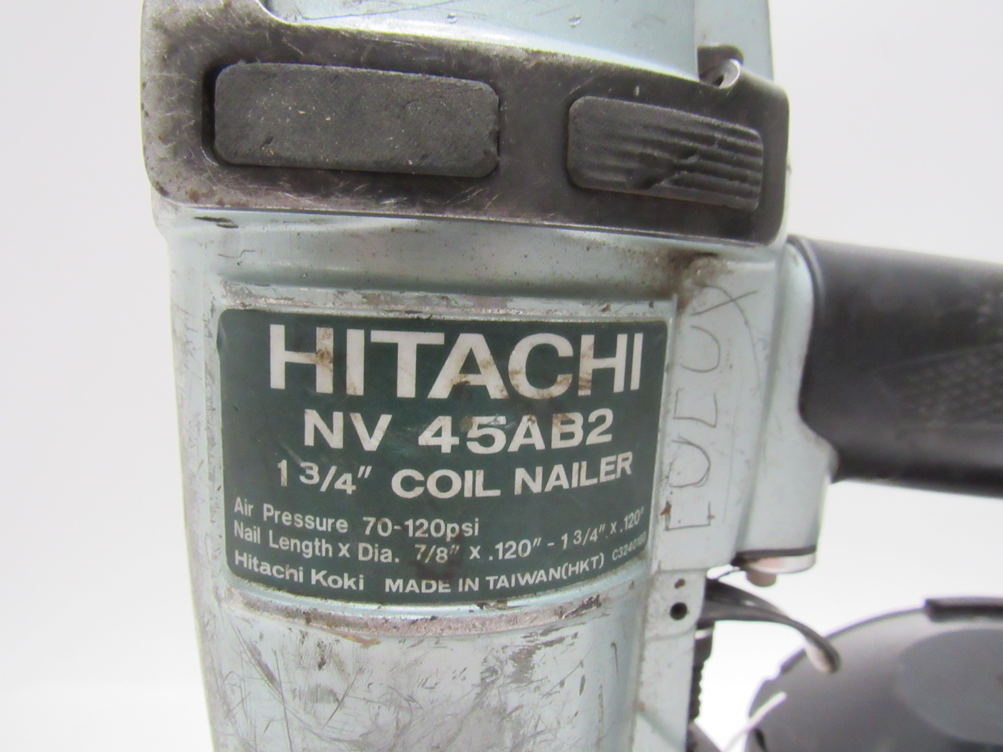 Metabo HPT NV45AB2 7/8" - 1-3/4" Coil Pneumatic Lightweight Roofing Nailer