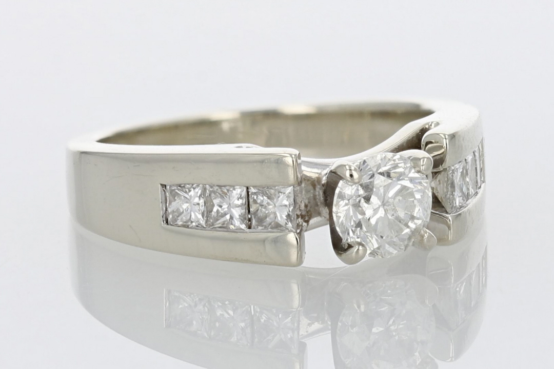 .73ctw Diamond Solitaire with Accents Engagement Ring 14k White Gold Size 4