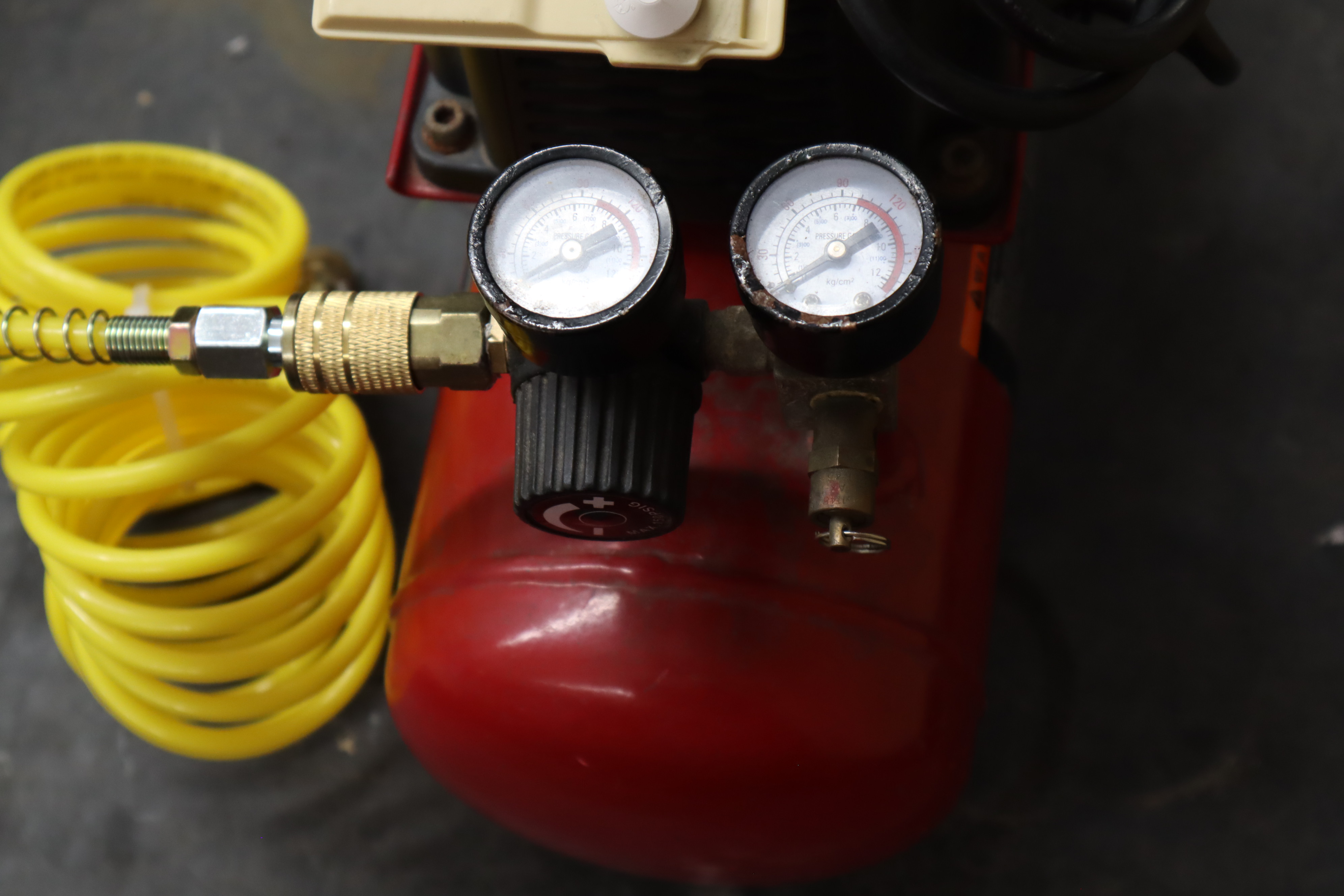 Pro Force VPF0000201 2 Gallon Air Compressor 100 PSI Local Pickup