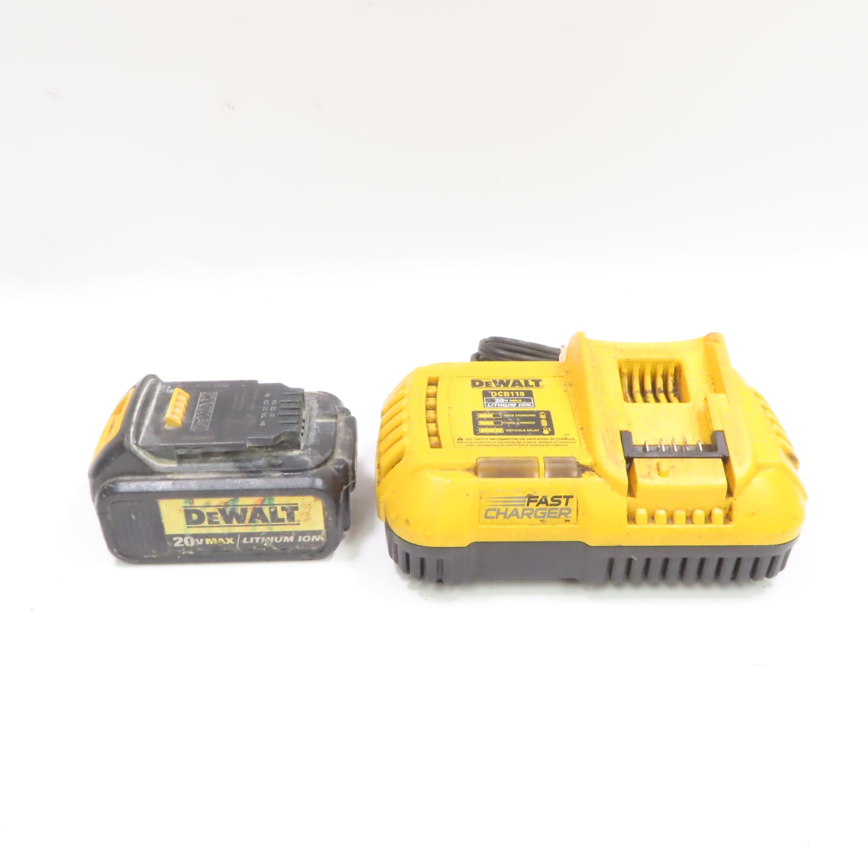 DeWalt DCF885 MAX 20V 1/4" Drive Cordless Impact Driver Kit (5339)