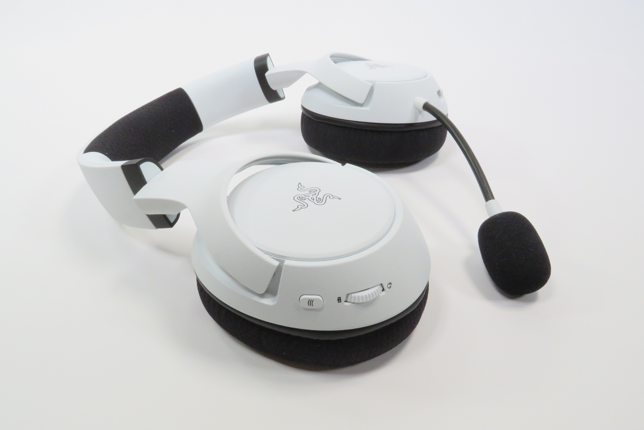 Razer Kaira RZ04-0348 Wireless Gaming Headset - Xbox Series X/S