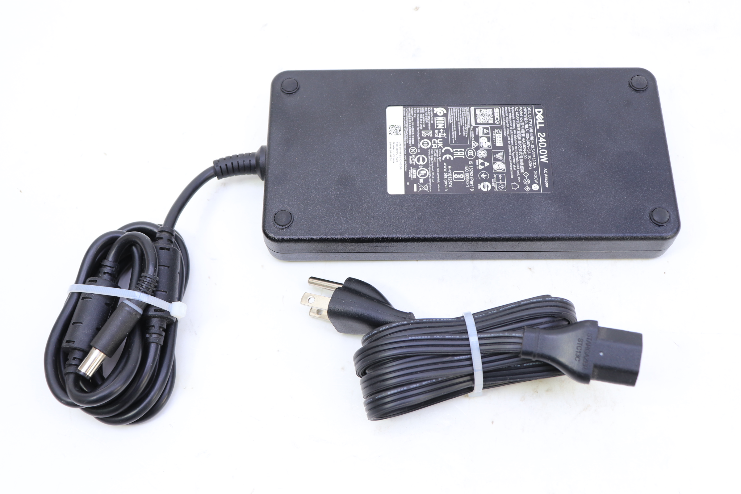 Alienware M15 R5 AMD Ryzen 7 5800H 3.2GHz RTX 3070 16GB RAM 1TB SSD 15.6"