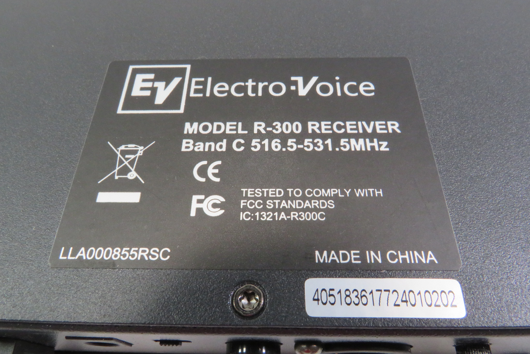 Electro Voice R300 Wireless Handheld Microphone System