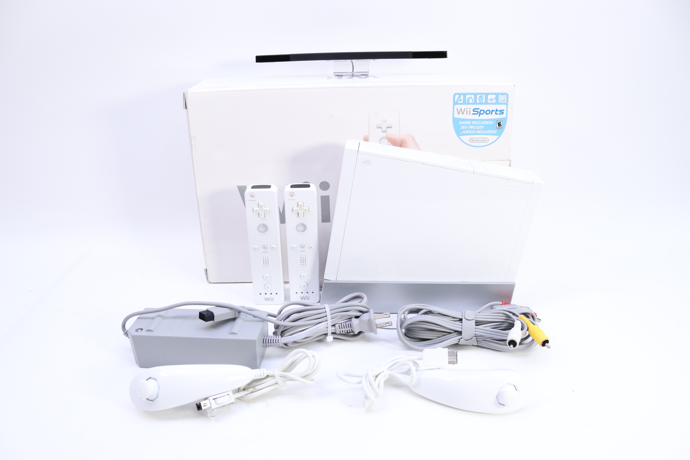 Nintendo RVL-101 512MB Video Game Console Wii