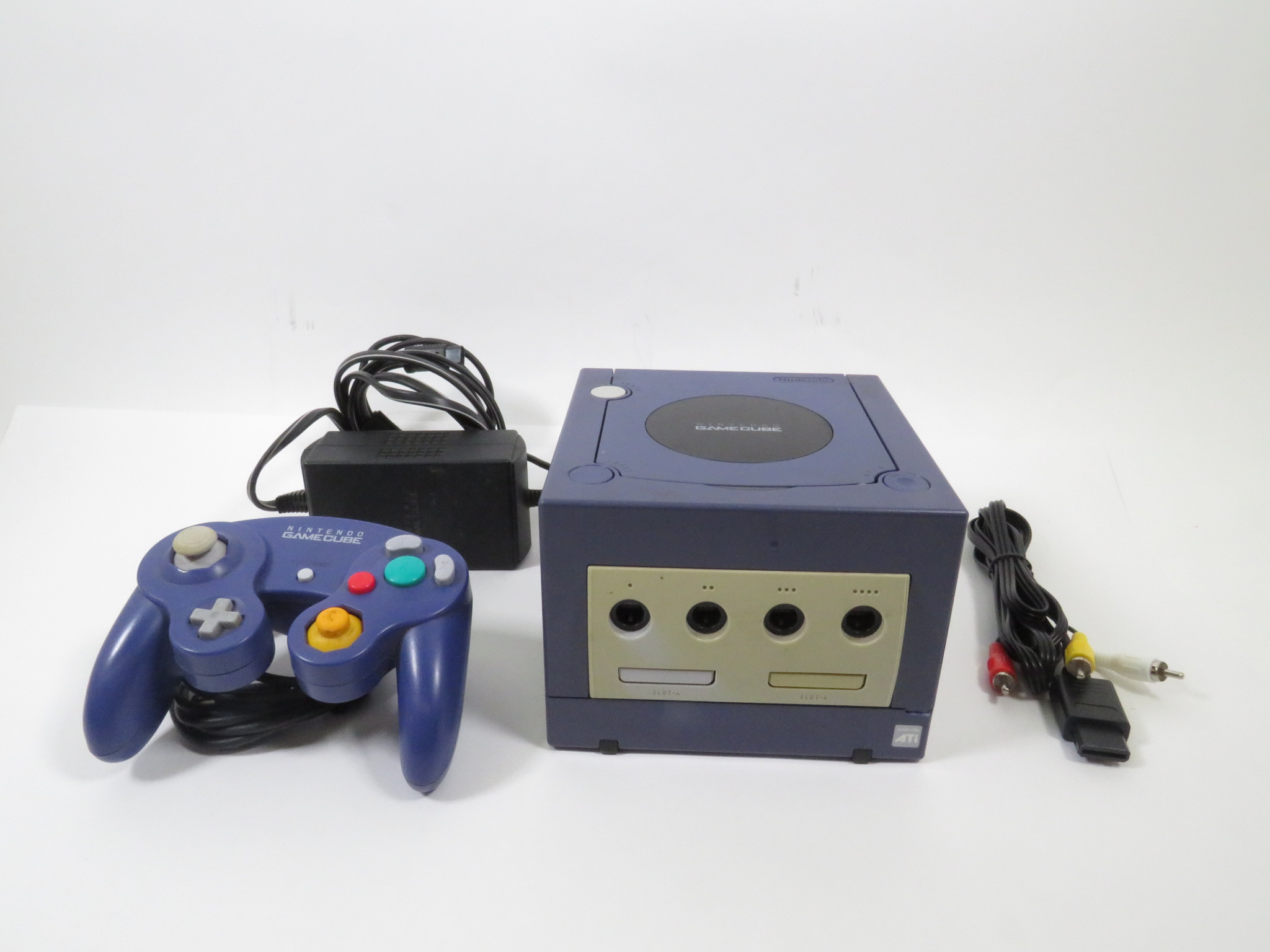 Nintendo DOL-001 GameCube Video Game Console 0950