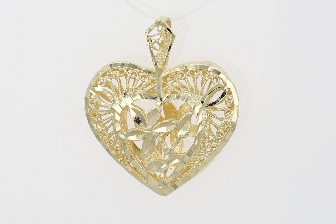 Diamond-Cut Filigree Heart Pendant without Chain 14k Yellow Gold 3.88 Grams