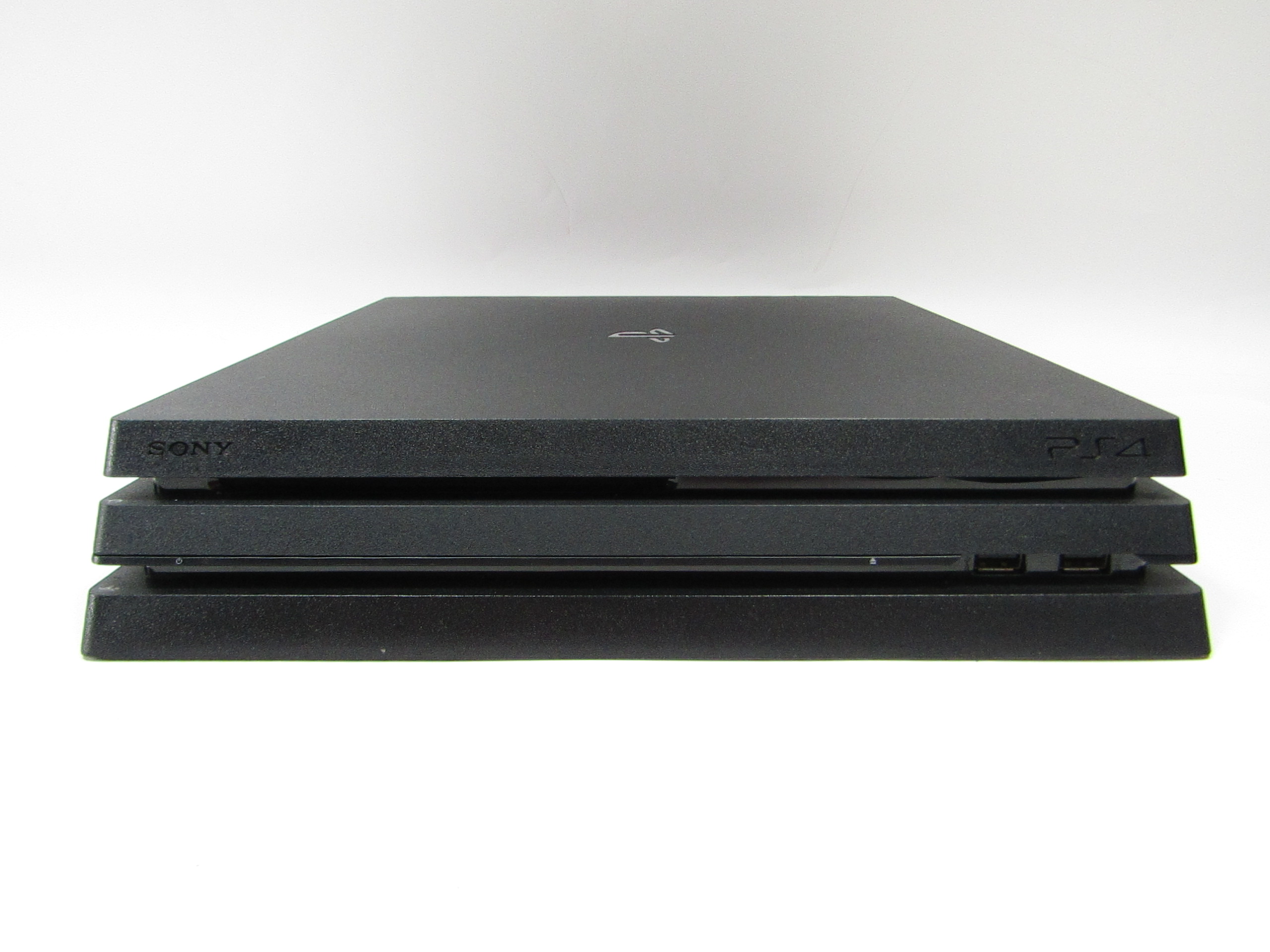 Sony PlayStation 4 Pro CUH-7215B 1TB Video Game Console 8197