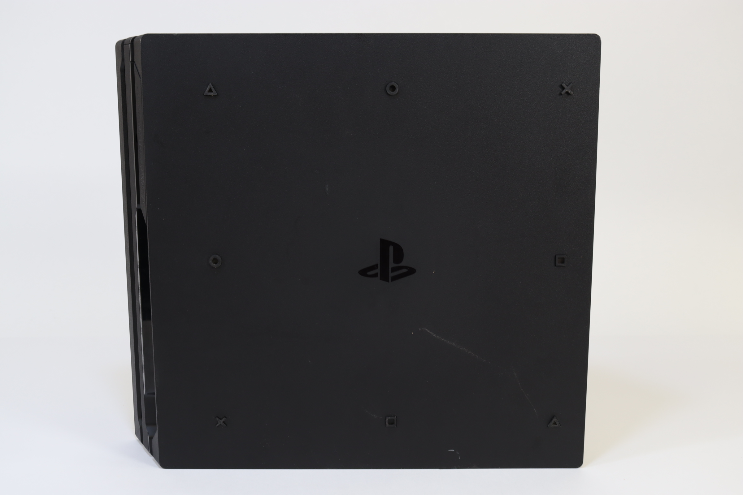 Sony PlayStation 4 Pro CUH-7115B 1TB HDD 4K UHD Home Video Game Console ...