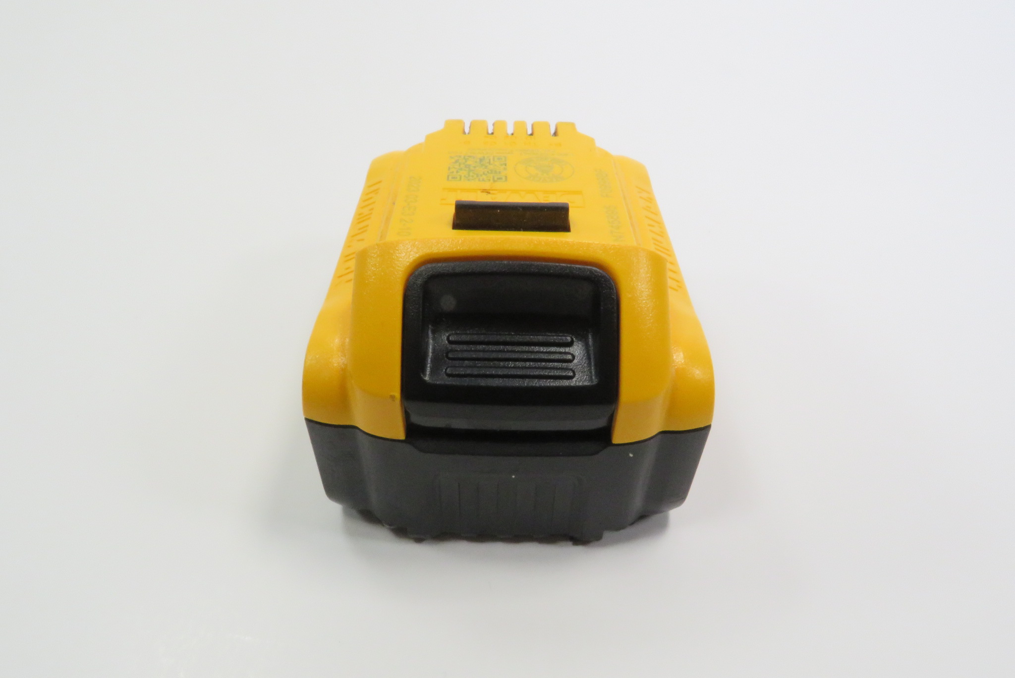DeWalt DCB205 20-Volt MAX XR Lithium-Ion 5.0Ah Battery / Charger Kit DeWalt DCB205 20-Volt MAX XR Lithium-Ion 5.0Ah Battery / Charger Kit