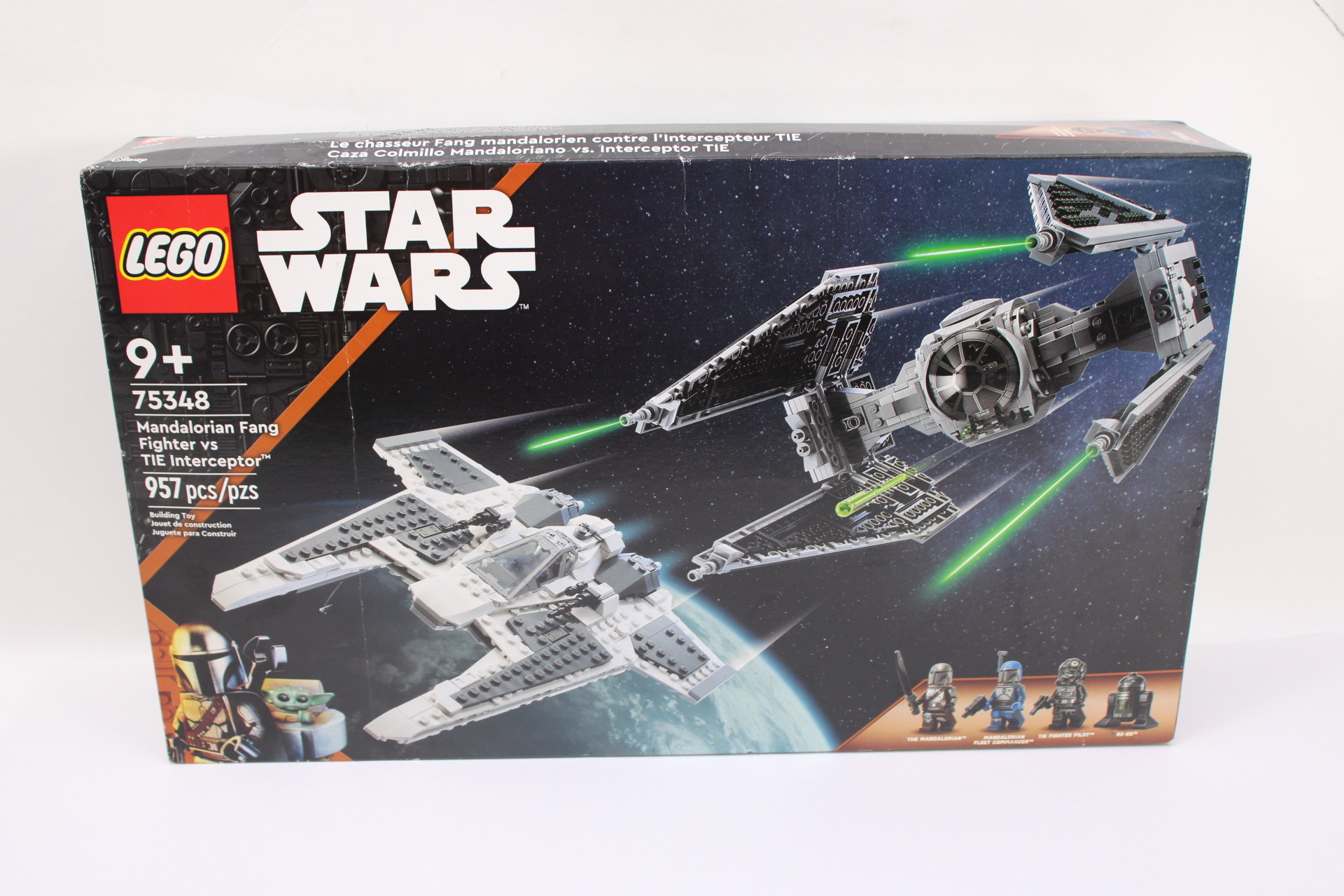 LEGO 75348 Star Wars: Mandalorian Fang Fighter Vs. TIE Interceptor ...