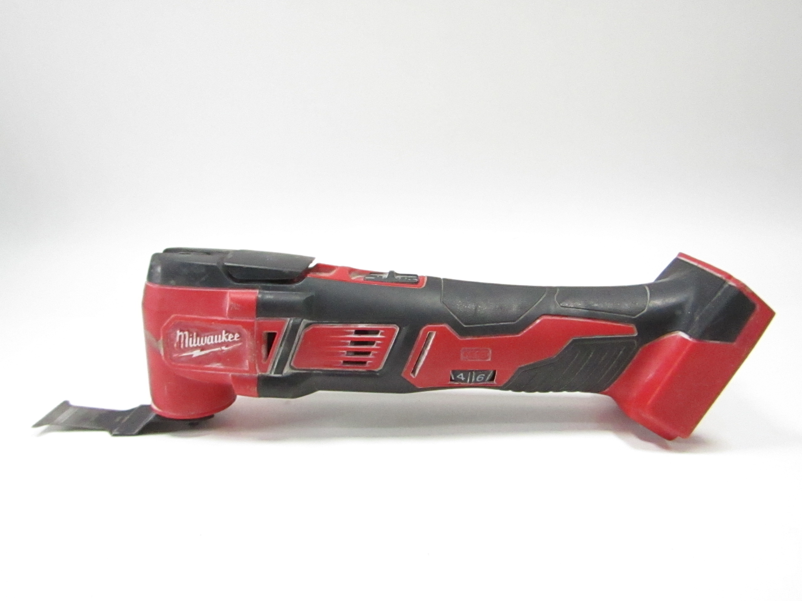 Milwaukee 2626-20 M18 Lithium-Ion Cordless Handheld Oscillating Multi ...