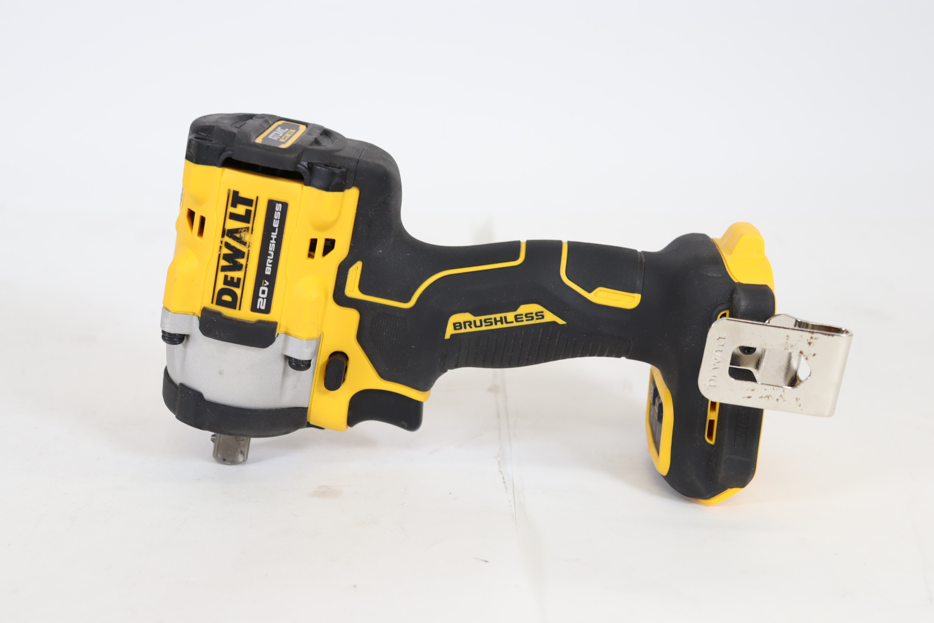 DeWalt DCF-922 ATOMIC 20V MAX Lithium-Ion Cordless Brushless 1/2 ...
