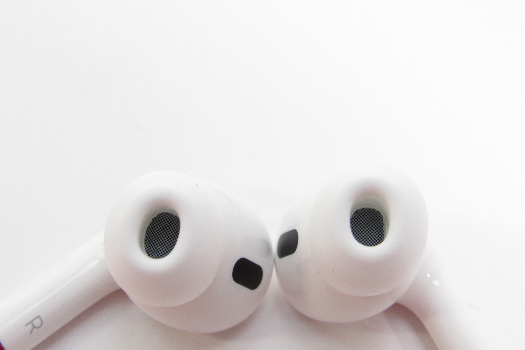 Apple AirPods Pro 2nd Generation A2698/A2699 Bluetooth In-Ear Earbuds ...