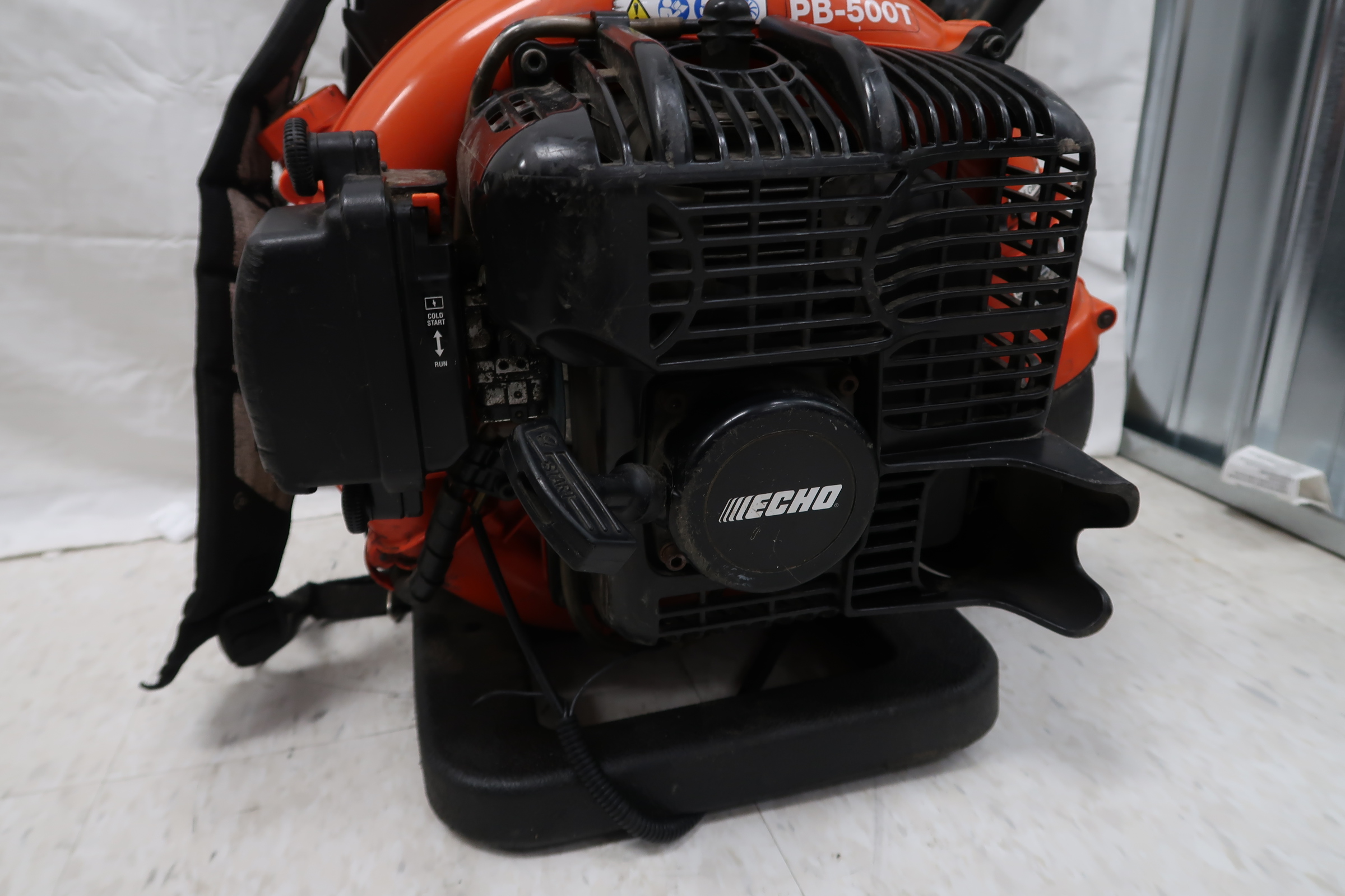 Echo Gas Powered 465 cfm 50.8 cc Backpack Blower PB 500T In Store Pick ...