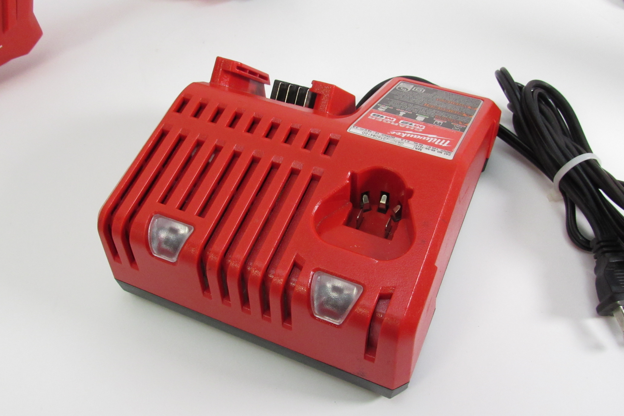 Milwaukee 2719-21 M18 FUEL 18V Lithium-ion Cordless Reciprocating Saw Kit