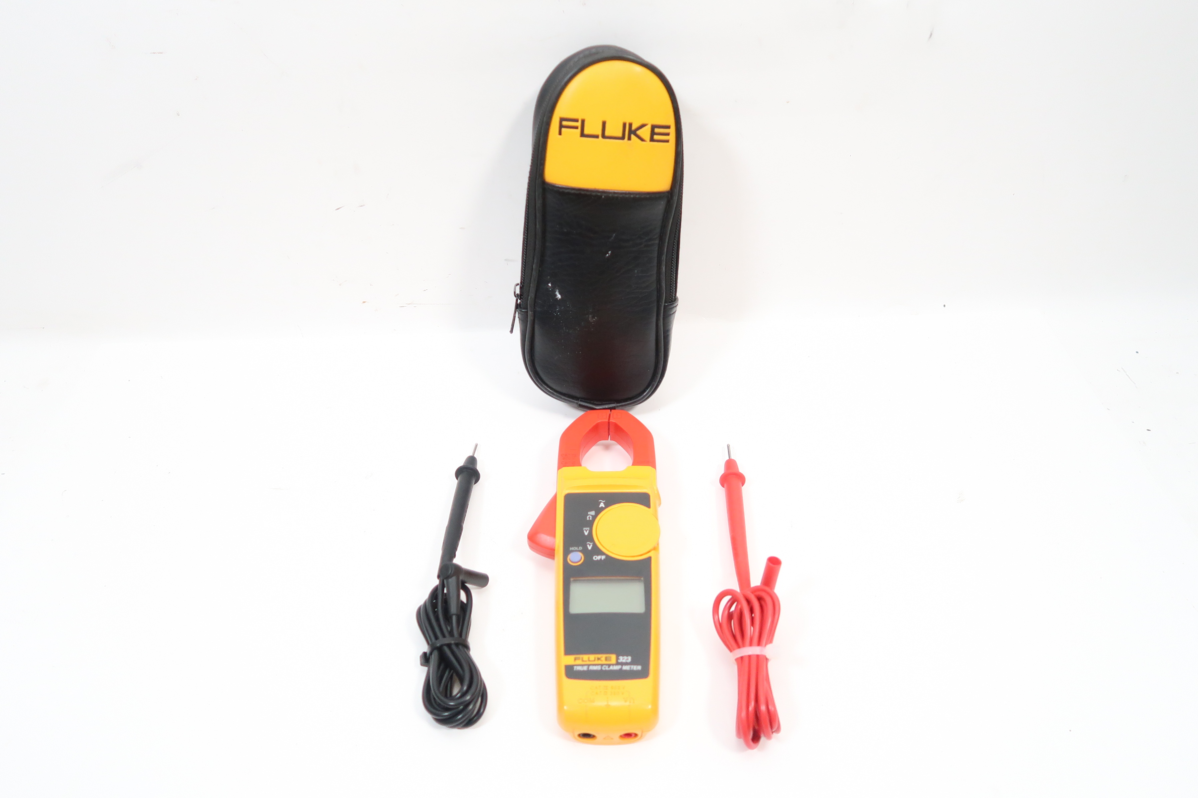 Fluke 323 Digital Clamp Meter Multimeter - 400 Amp/600-Volt