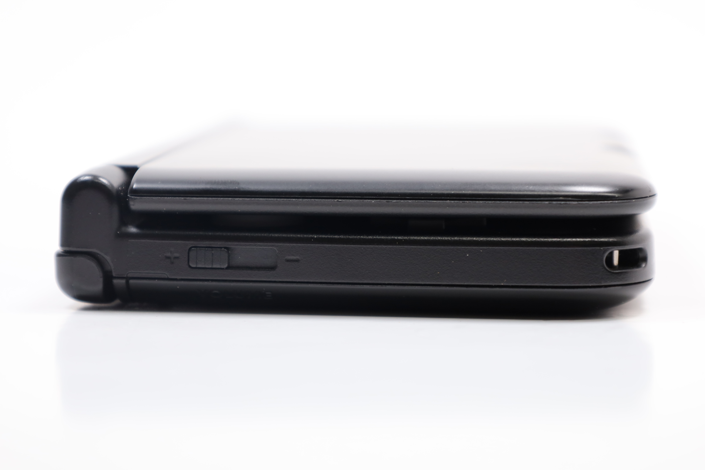 Nintendo 3DS XL SPR-001 3D Dual-Screen Handheld Game System (2737)