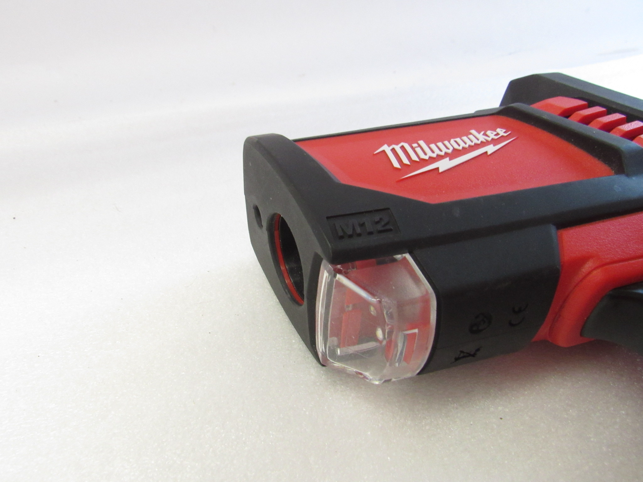 Milwaukee 2276-20 Laser TEMP-GUN M12 Cordless Lithium-Ion Thermometer
