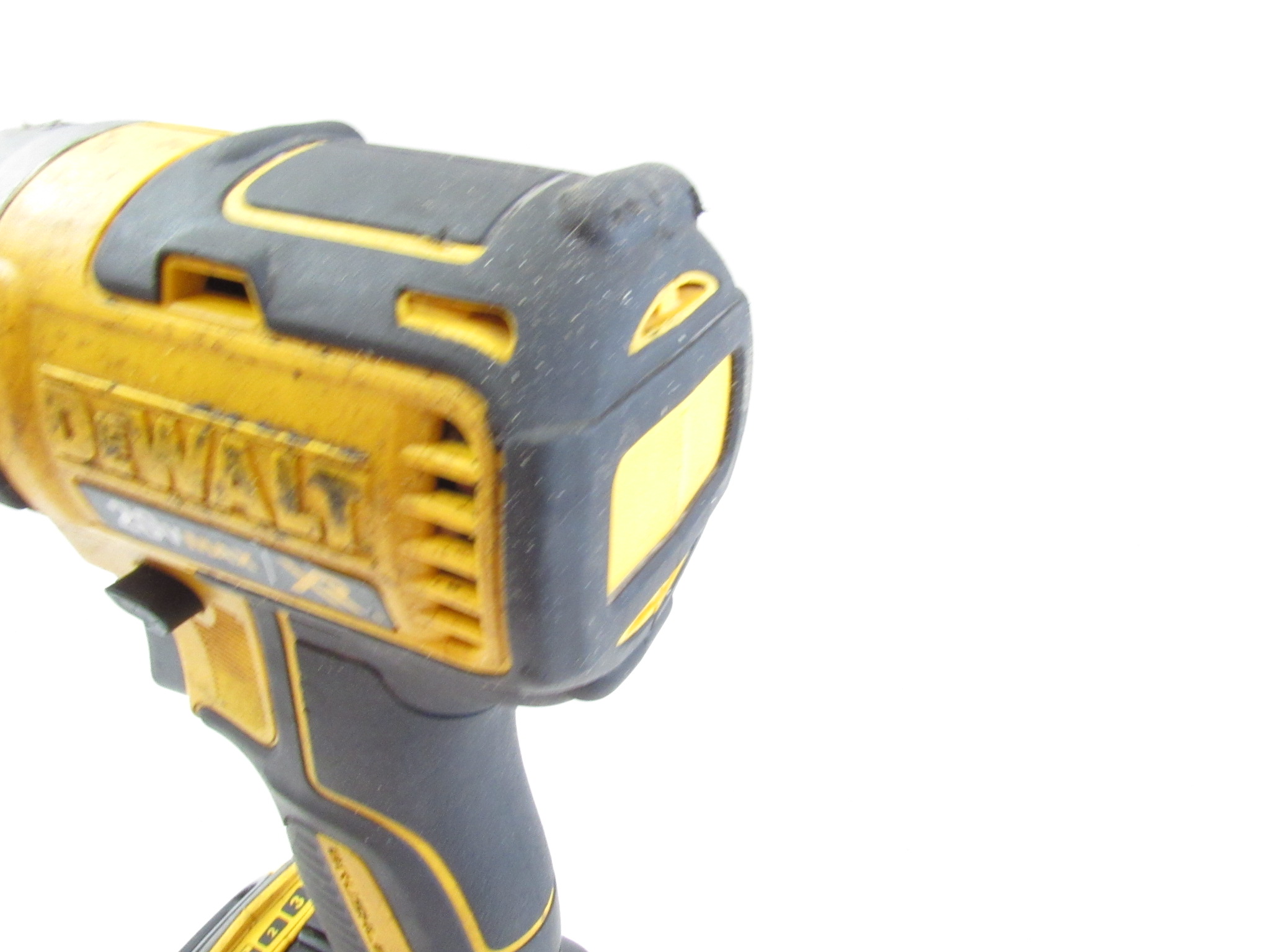 DEWALT DCF887 20-Volt MAX XR Cordless Brushless 3-Speed 1/4 in. Impact Driver