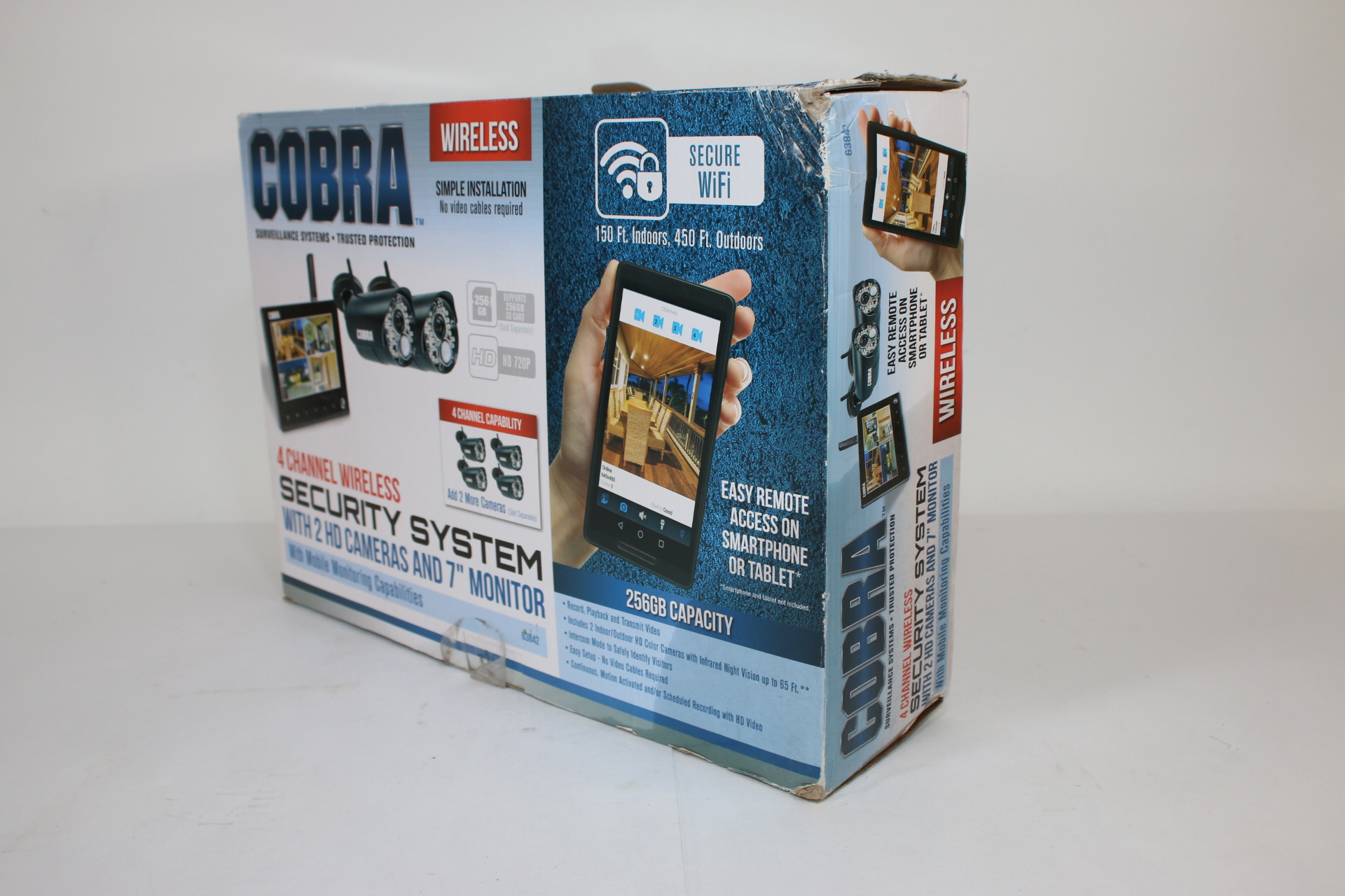 Cobra 4-Channel Wireless Surveillance System 63842 / 2 Cameras & 7" Monitor