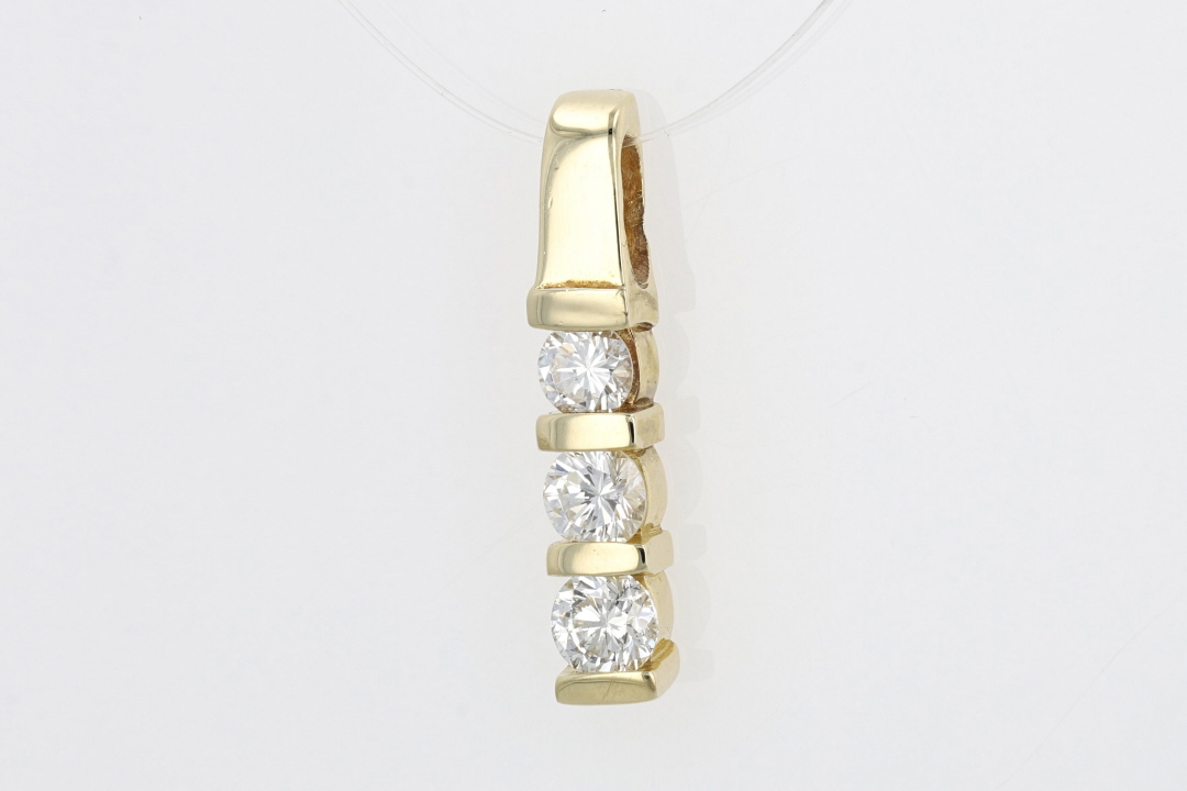 1.00ctw Round Cut Diamond Three-Stone Pendant without Chain 14k Yellow Gold