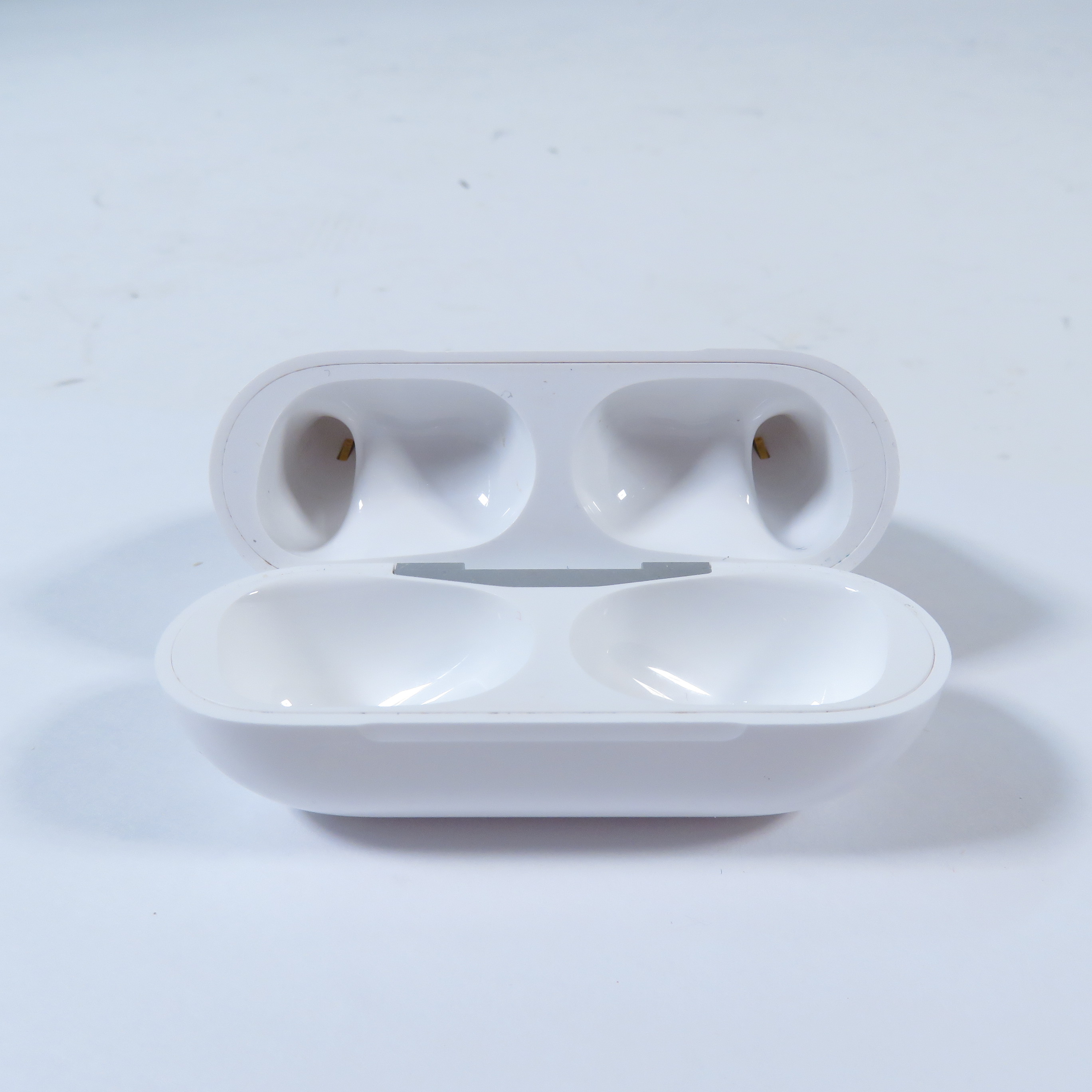 Apple AirPods Pro 2nd Gen A2700 Active Noise Cancelling Wireless Earbuds